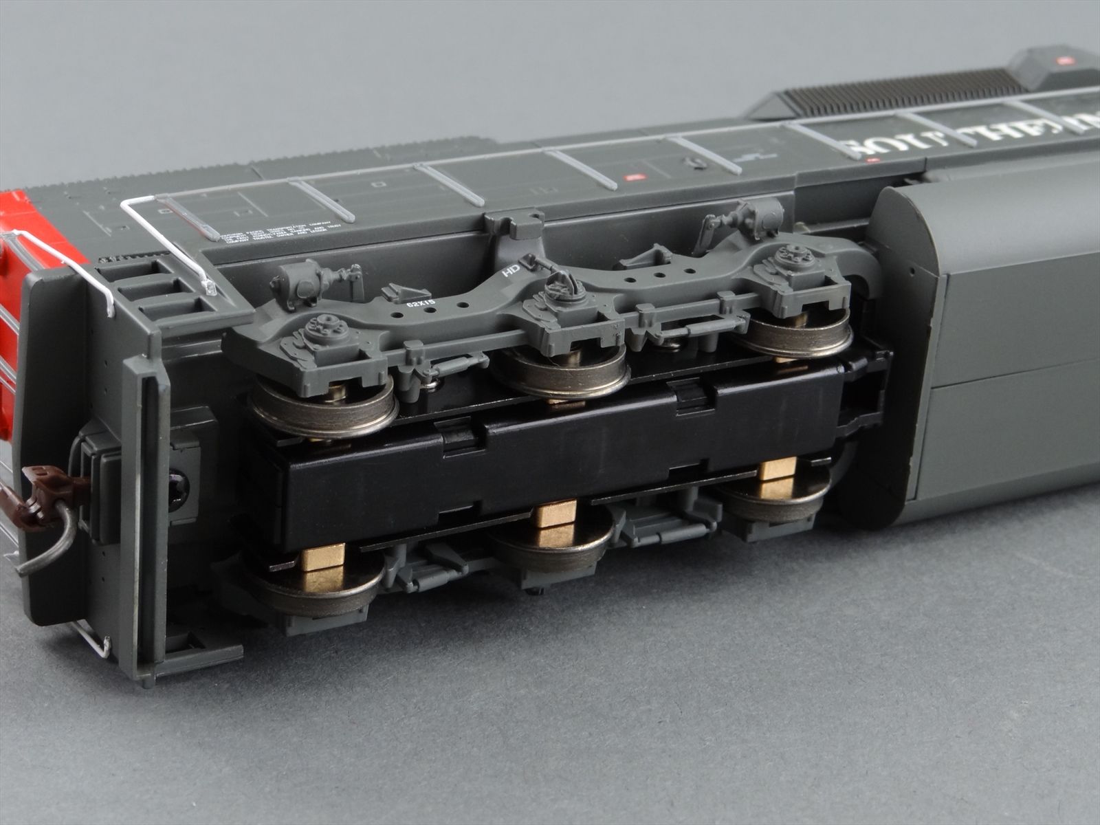 HO Scale Athearn 95113 SP Southern Pacific SD40T-2 Diesel Engine #8277