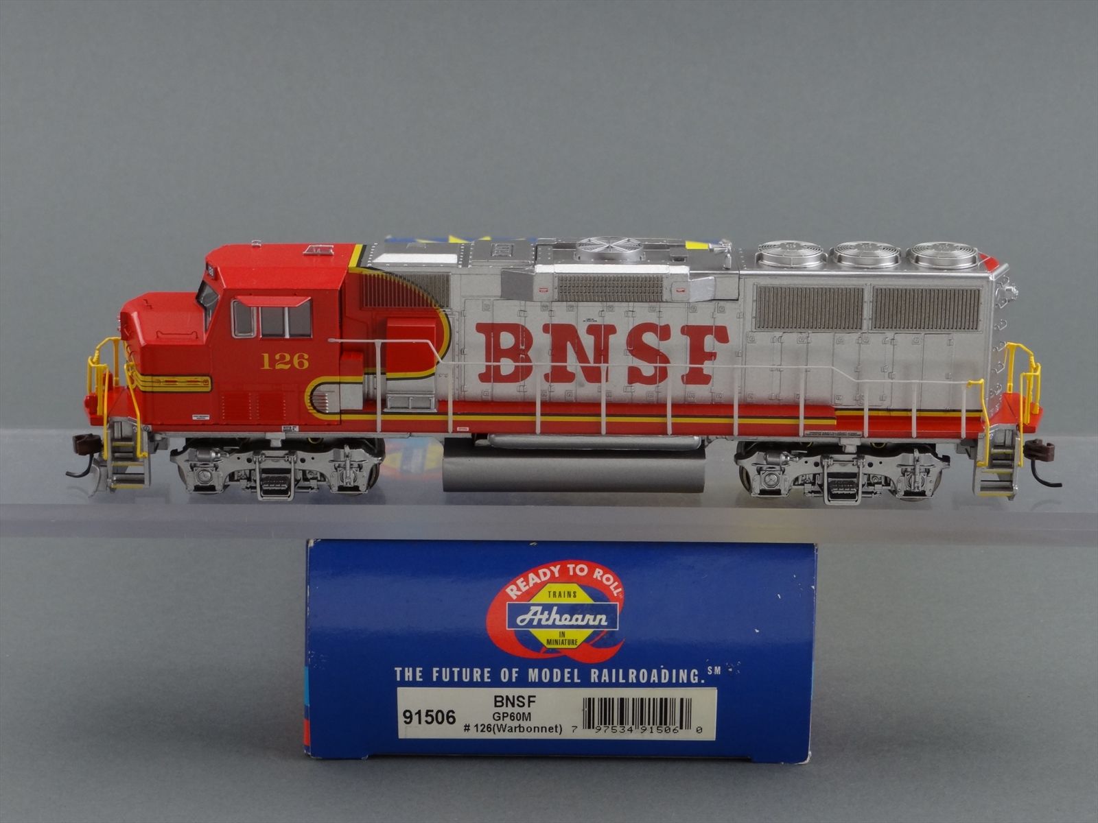 HO Scale Athearn 91506 BNSF Santa Fe GP60M Diesel Engine #126 Warbonnet