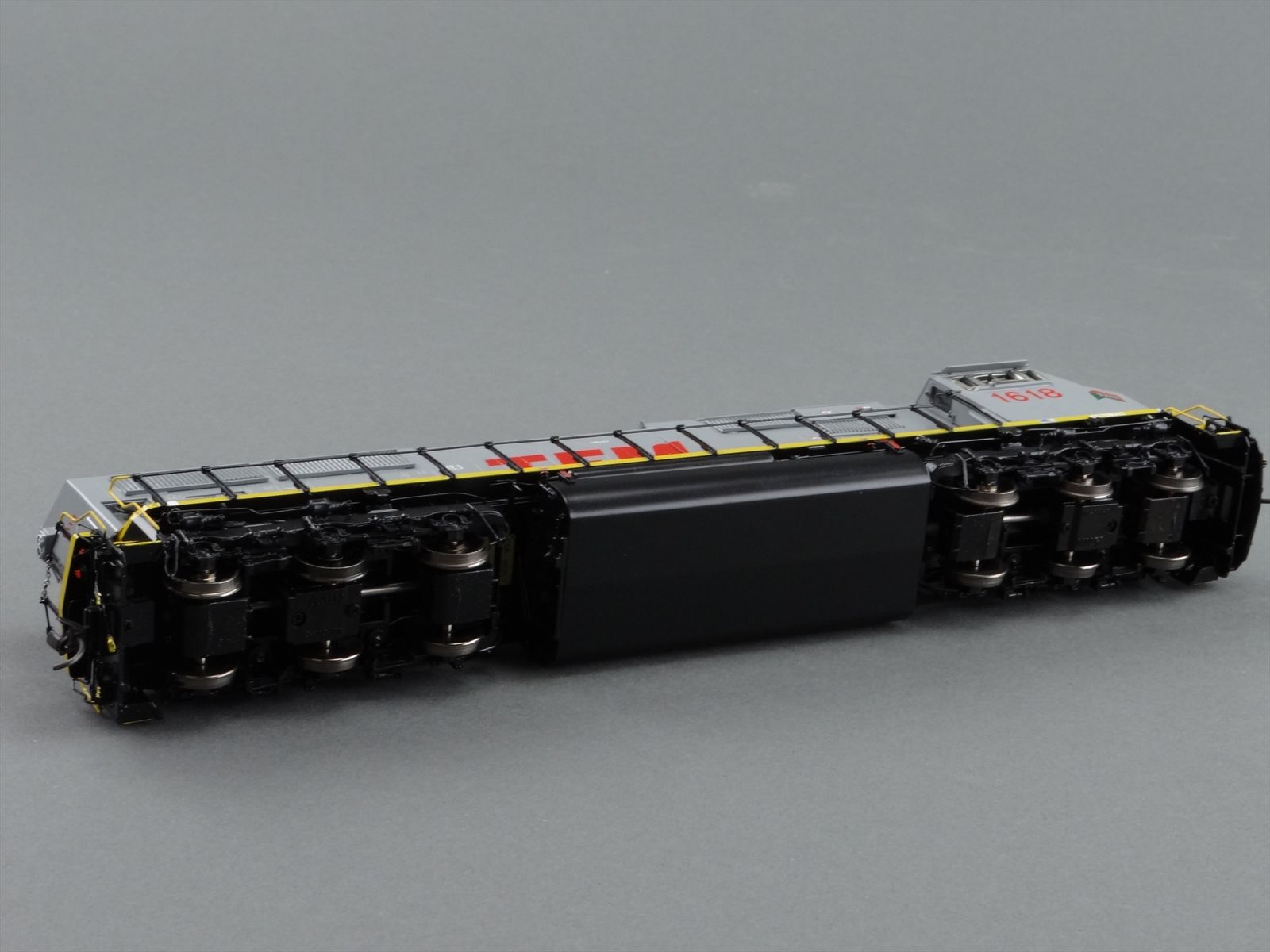 HO Brass Model Train - OMI #6625.1 Overland TFM SD70MAC #1618 - 2001 Run