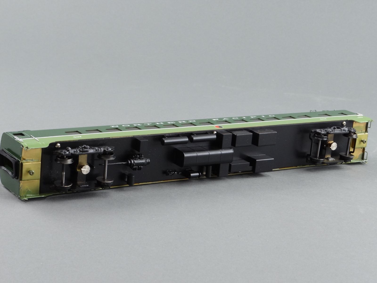HO Brass Model Train - SOHO NP Northern Pacific NCL Loewy Coach #587 ...