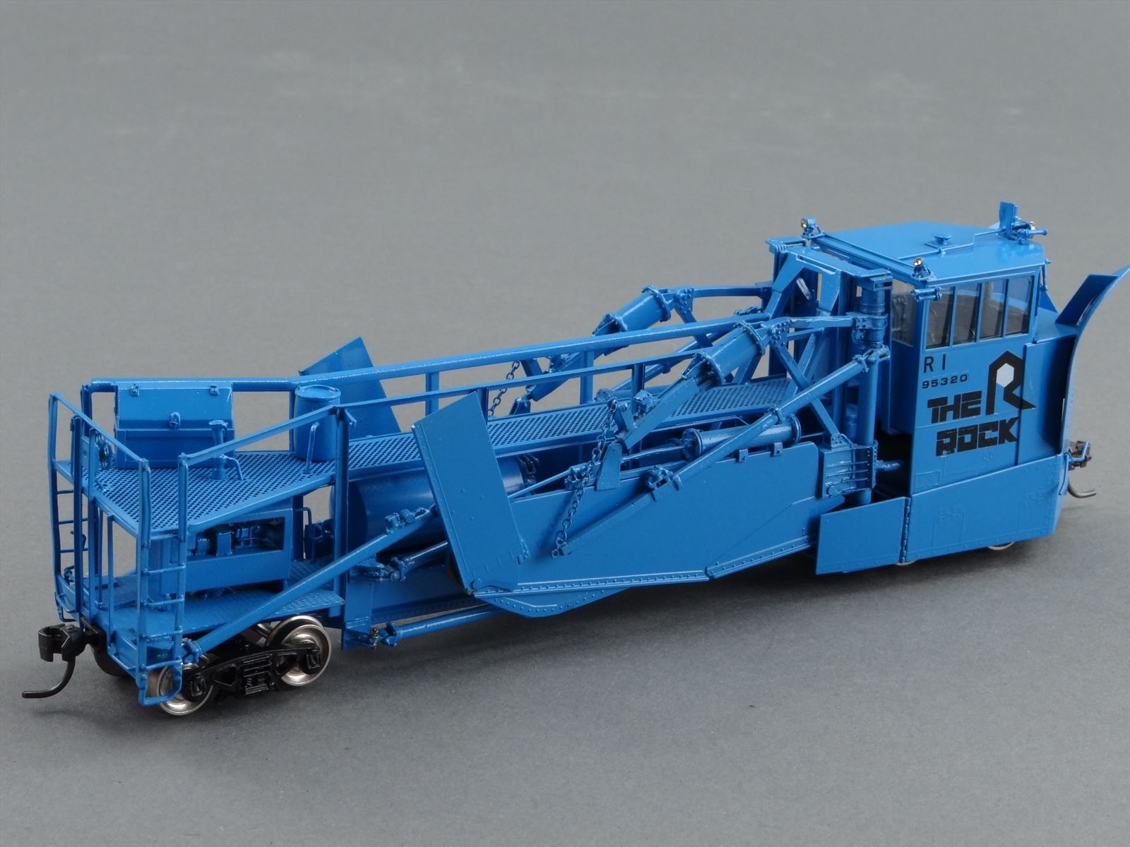 HO Brass Model Train - OMI 1305 Overland RI Rock Island Jordan Spreader ...