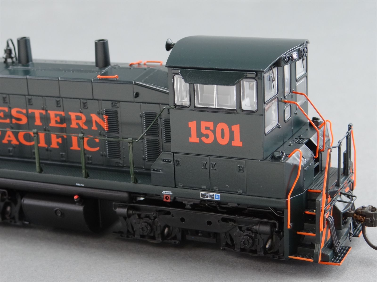 HO BLI 3328 / P828 Broadway Limited WP Western Pacific EMD SW1500 ...