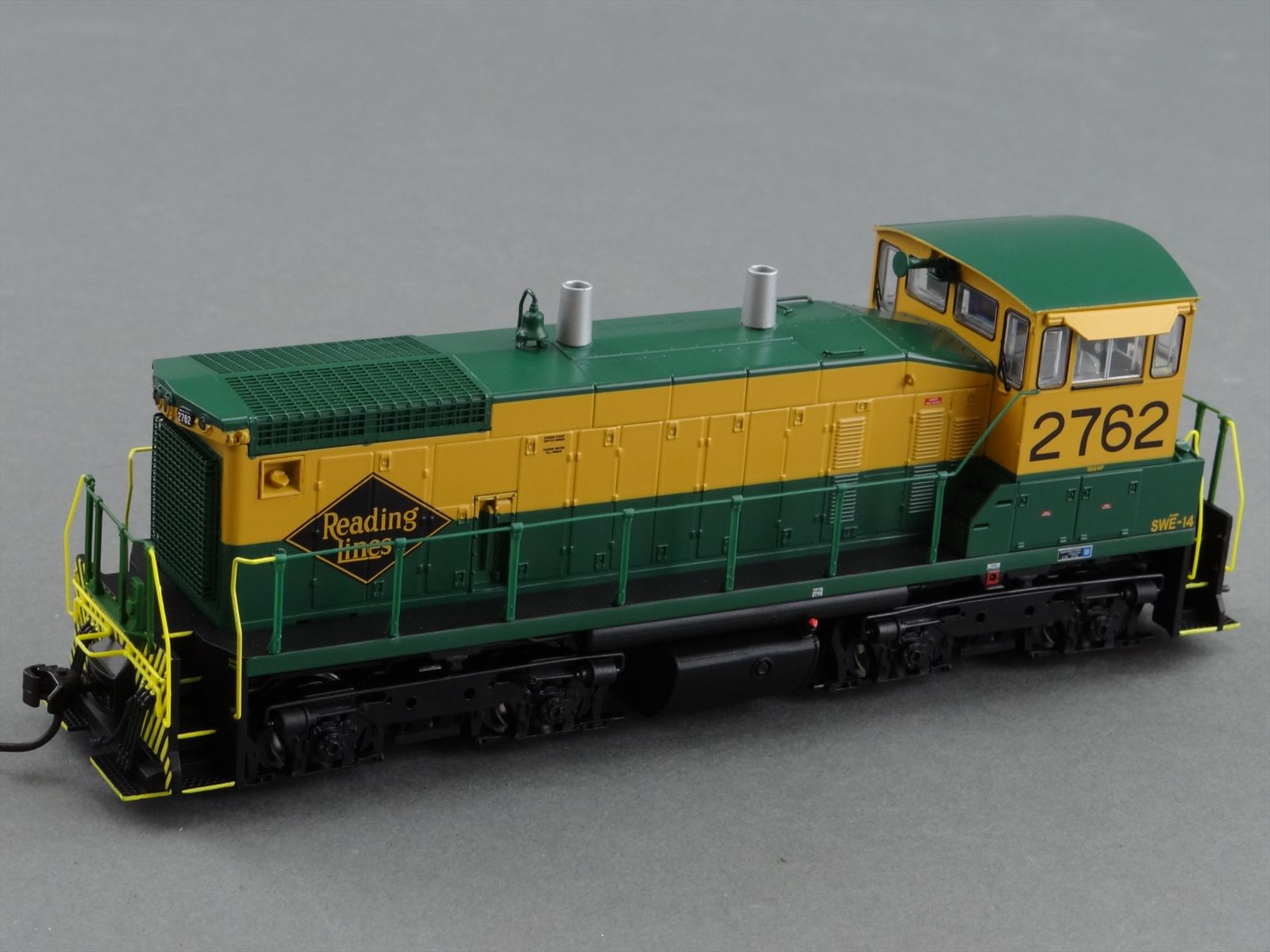 HO BLI 3331 / P831 Broadway Limited RDG Reading Lines EMD SW1500 Diesel ...