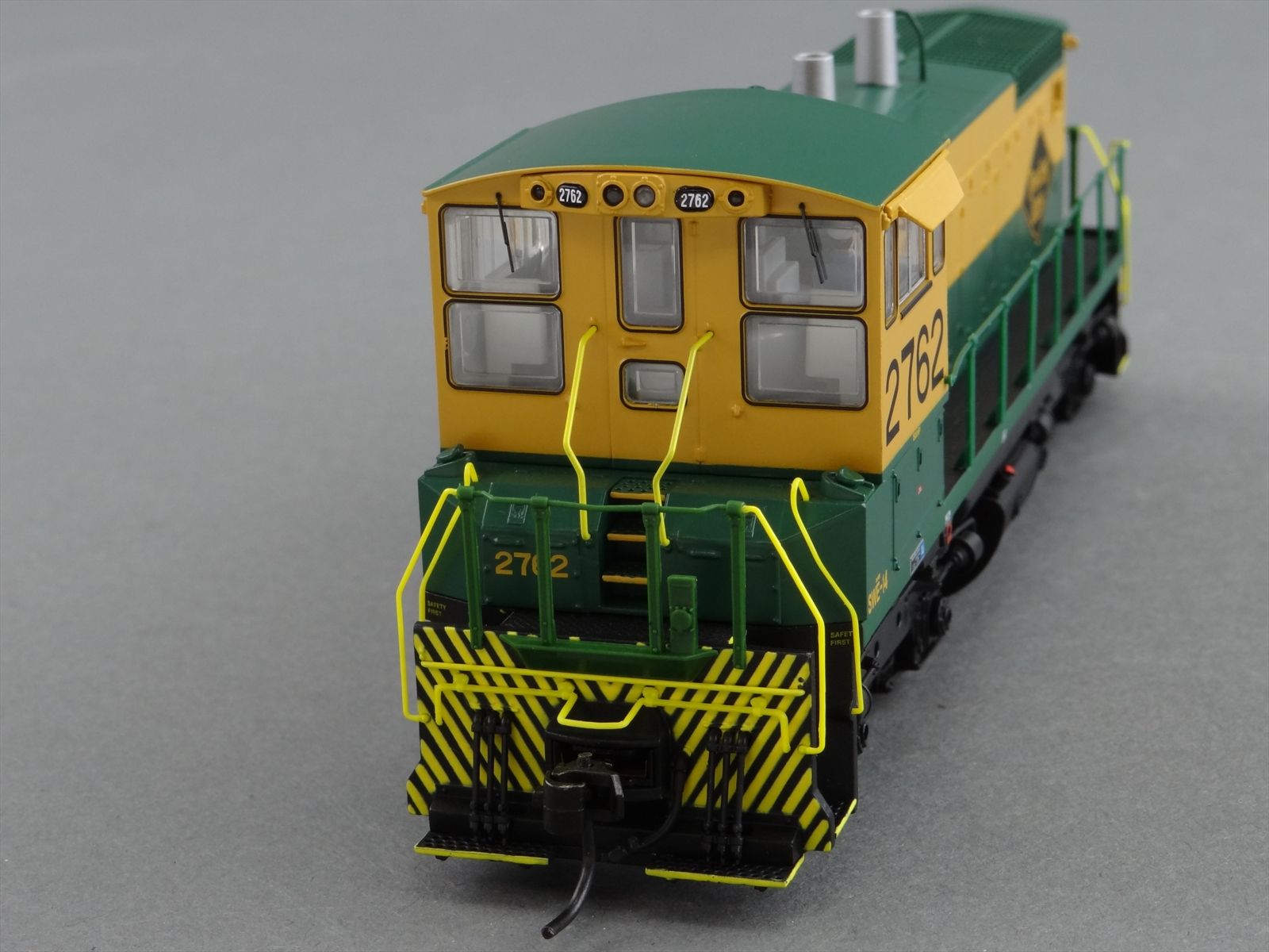 HO BLI 3331 / P831 Broadway Limited RDG Reading Lines EMD SW1500 Diesel ...