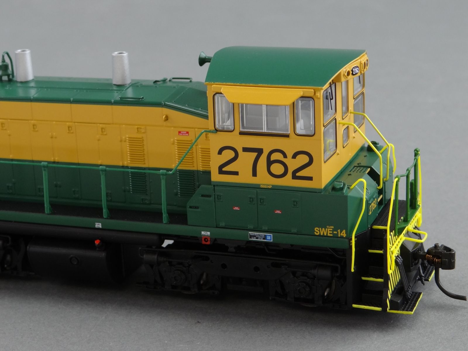 HO BLI 3331 / P831 Broadway Limited RDG Reading Lines EMD SW1500 Diesel ...