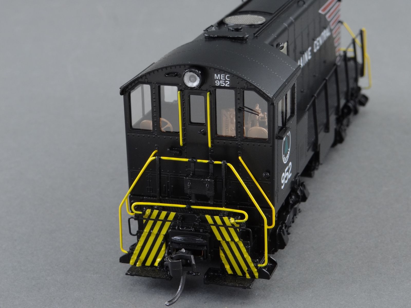 HO Brass Model Train - OMI 6353.1 Overland Ajin MEC Maine Central HH660 ...