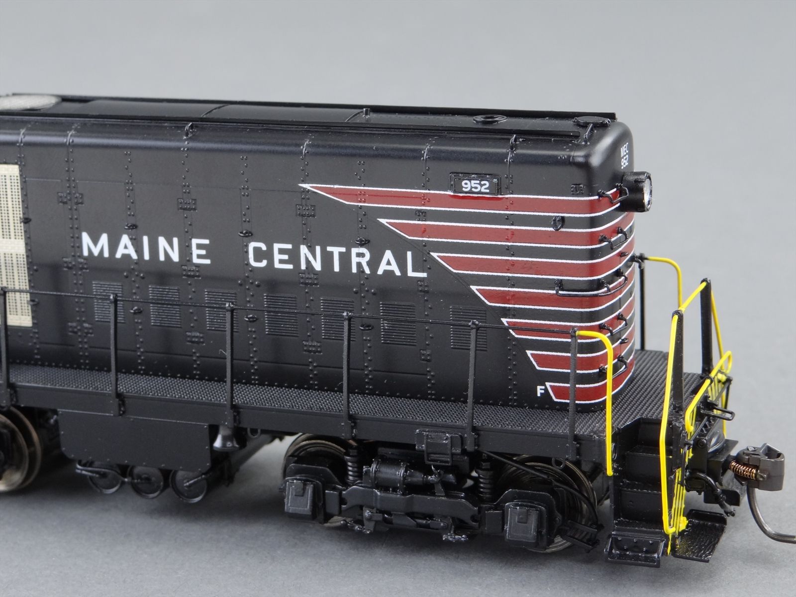 HO Brass Model Train - OMI 6353.1 Overland Ajin MEC Maine Central HH660 ...
