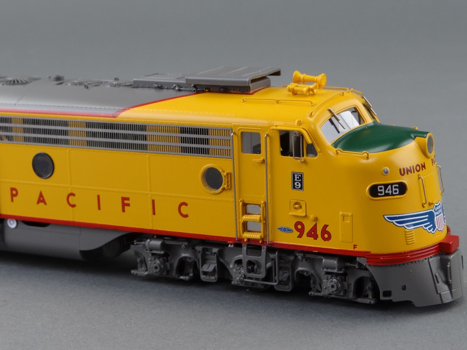 HO Brass Model Train - CIL Challenger 2467.1 UP Union Pacific E9 E9A ...