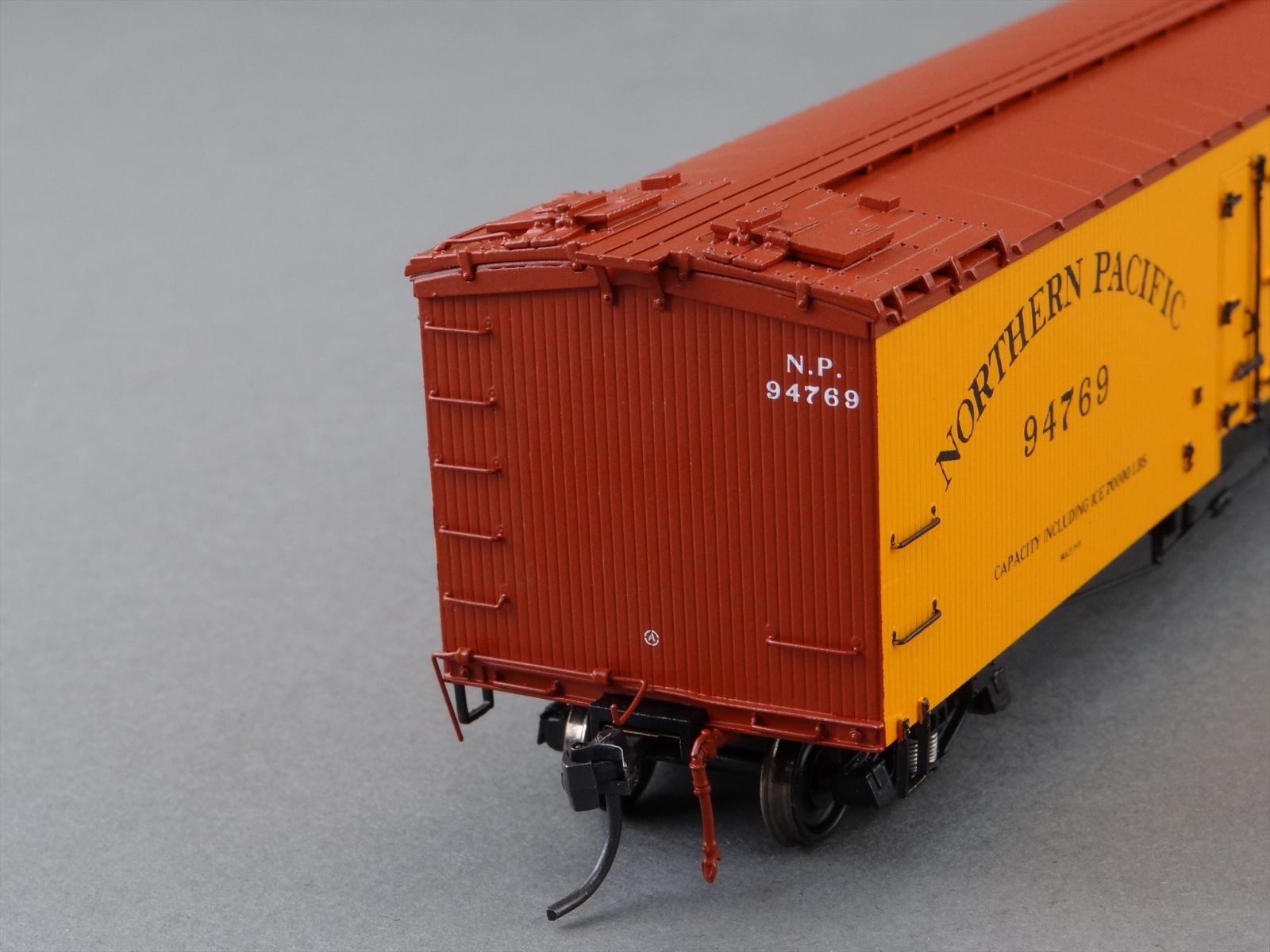 HO Brass Model Train - W&R Enterprises NP Northern Pacific Wood Reefer ...