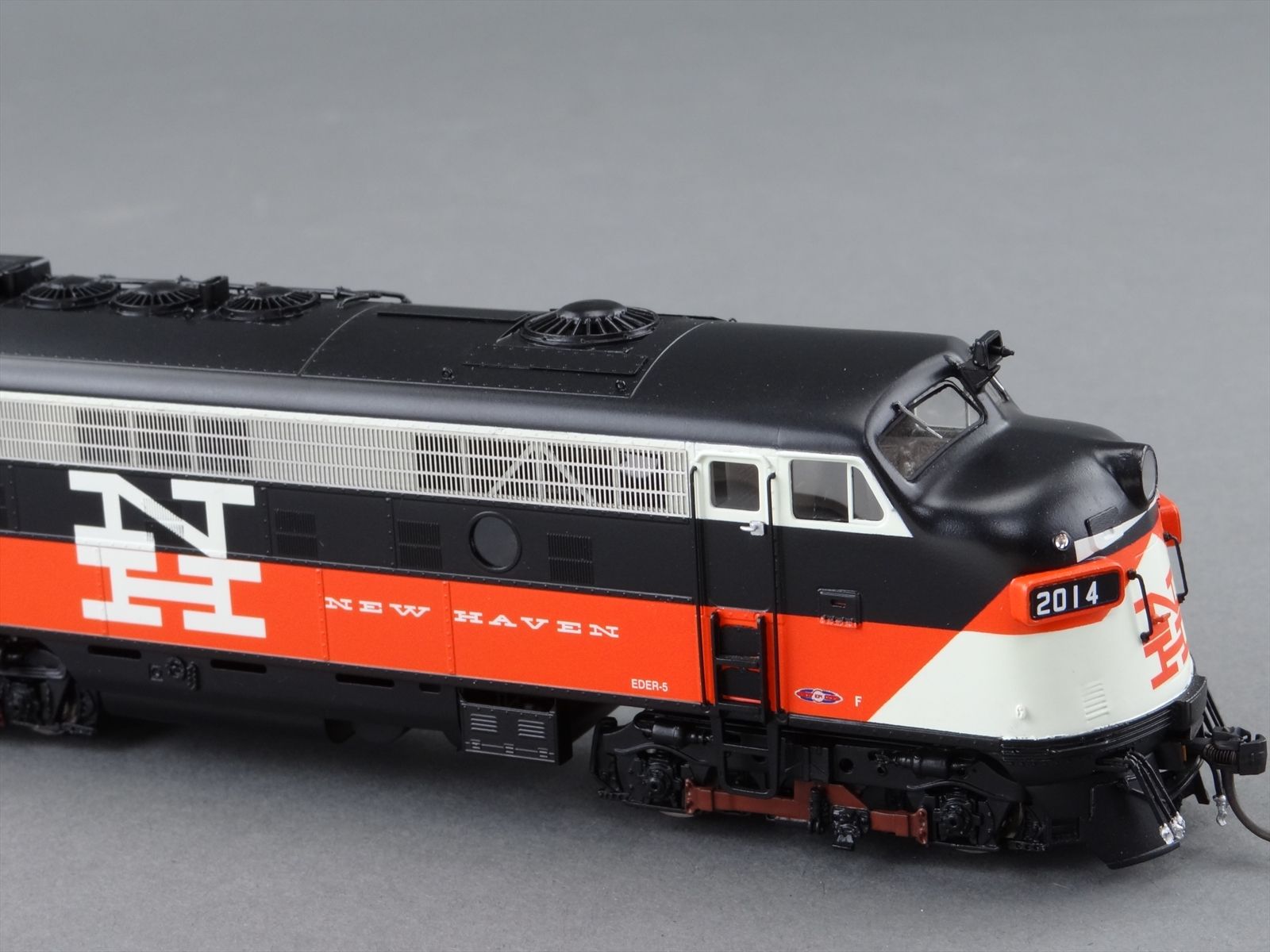 HO Brass Model Train - OMI 087010130.1 NH New Haven EDER-5 FL9 Diesel #2014