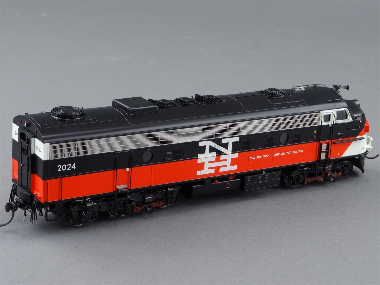 HO Brass Model Train - OMI 087010136.1 NH New Haven CDOT FL9 Diesel #2024