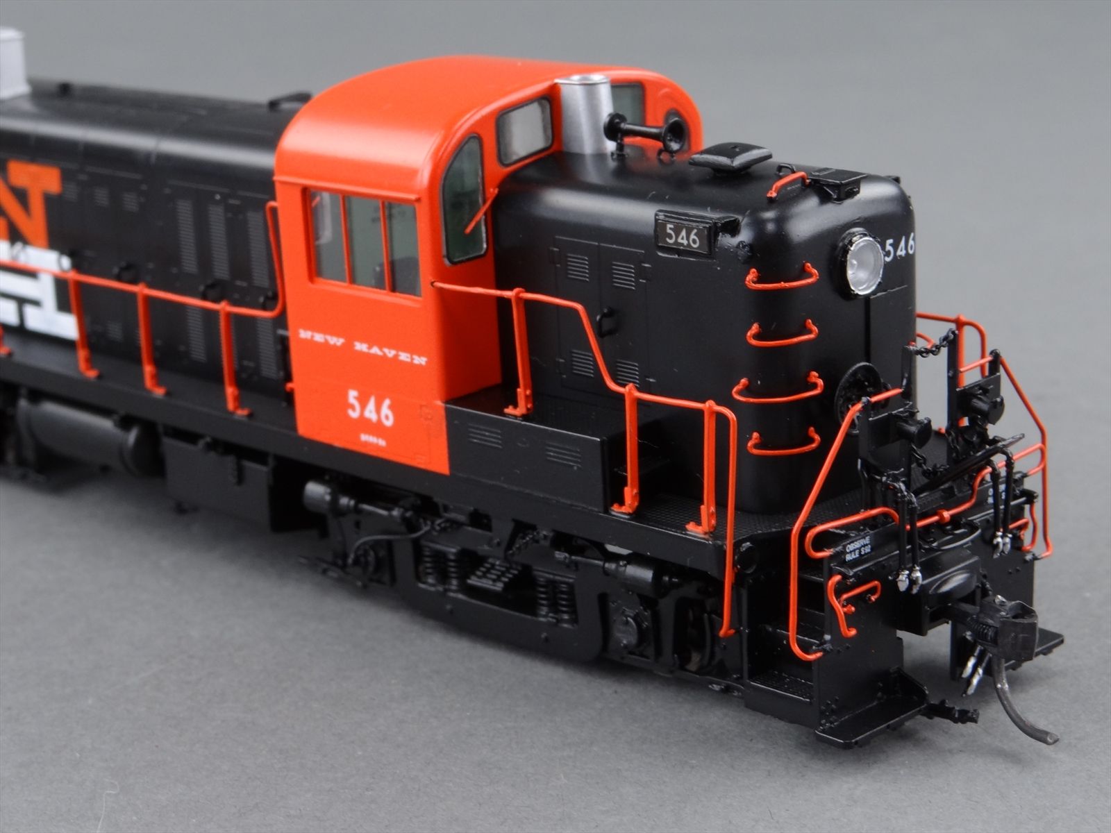 HO Brass Model Train - OMI AA-1277-1 NH New Haven Phase Ib RS-3 #546 ...