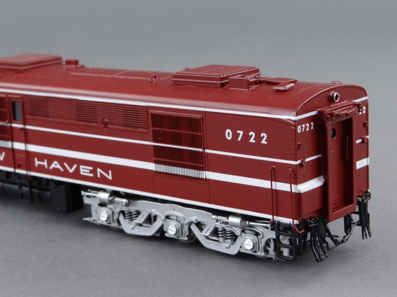 HO Brass Model Train - OMI 6916.1 NH New Haven DL-109 Diesel #0722 ...