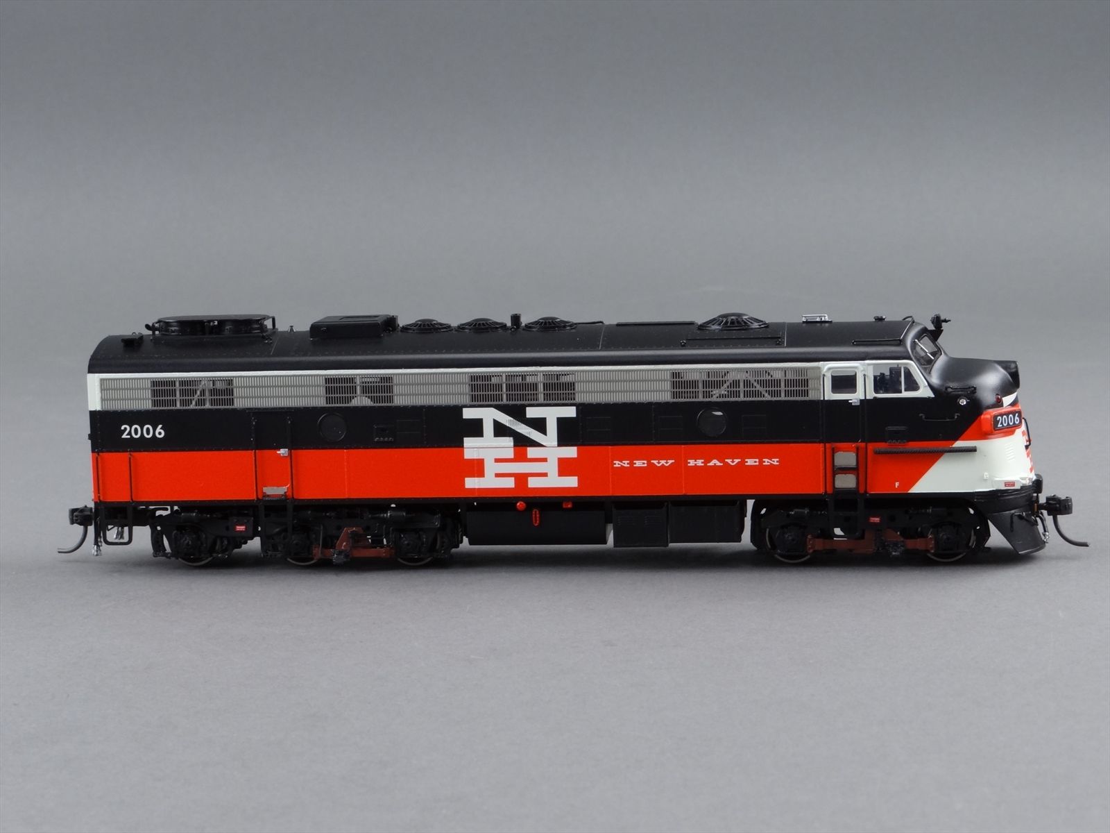 HO Brass Model Train - OMI 087010135.1 NH New Haven CDOT FL9 Diesel #2006