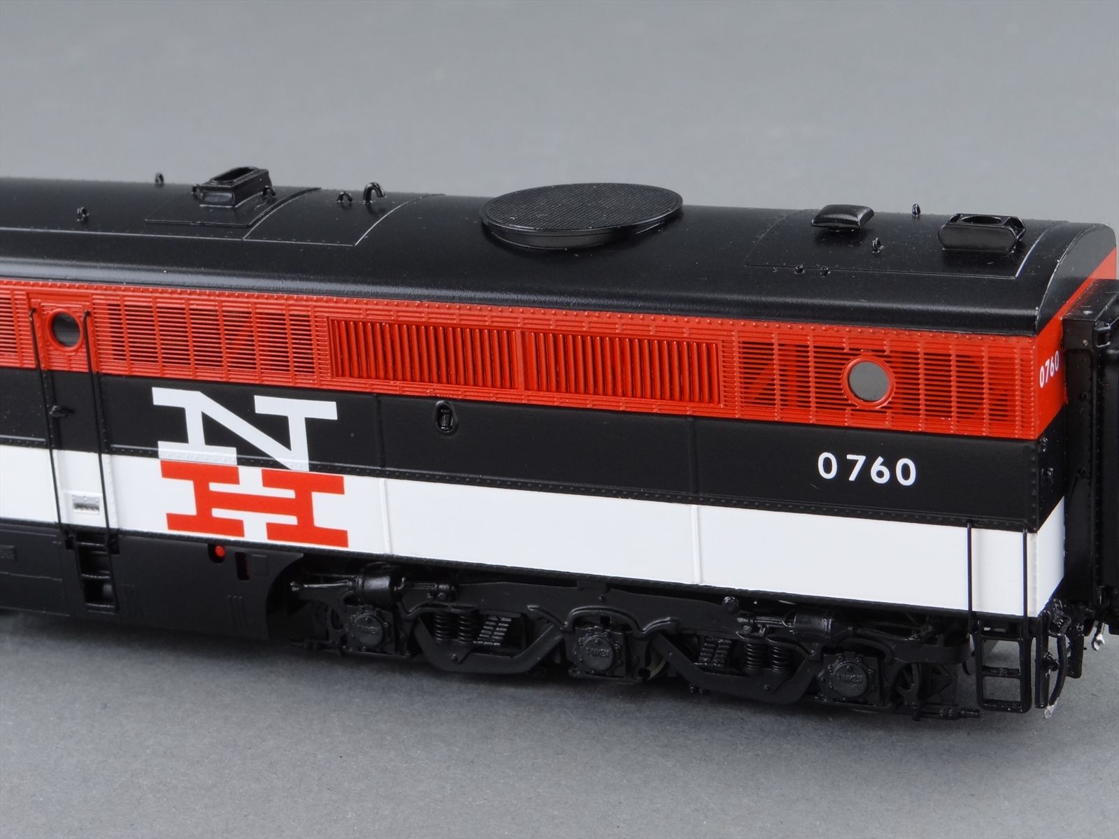 HO Brass Model Train - OMI 87010016.4 NH New Haven PA PA-1 Diesel #0760 ...