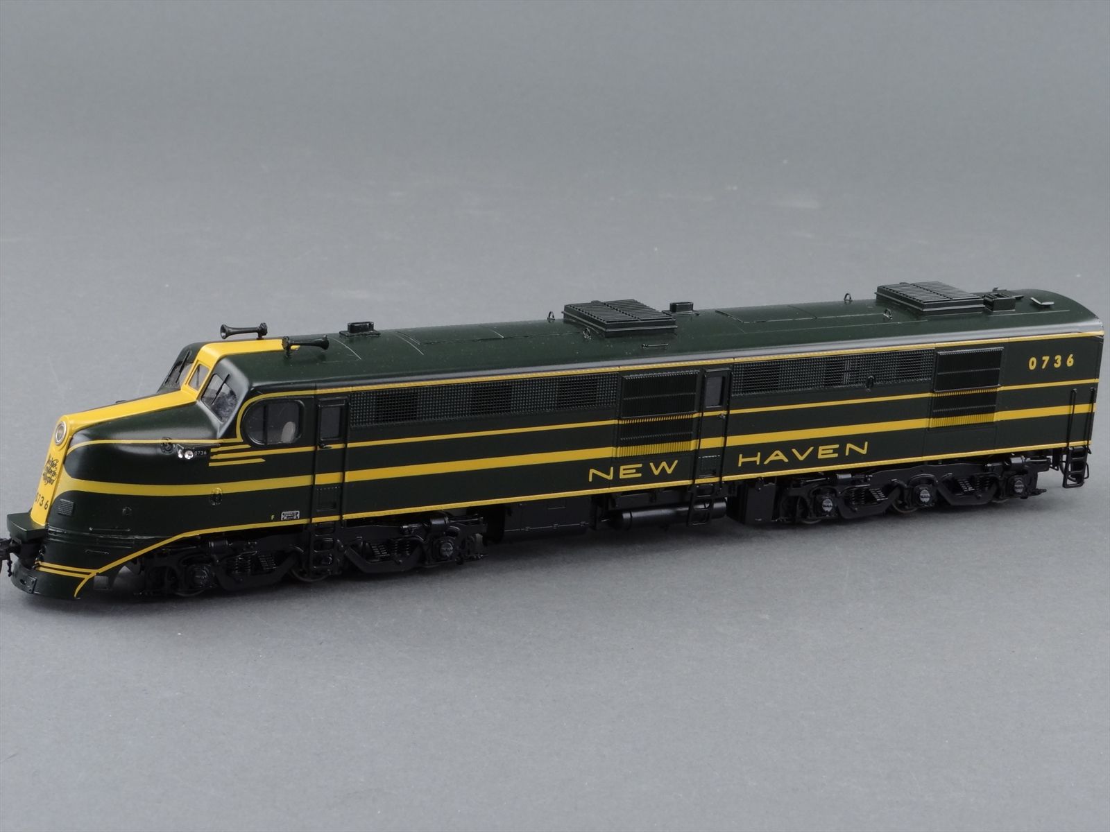 HO Brass Model Train - OMI 6915.1 Overland NH New Haven DL-109 Diesel #0736