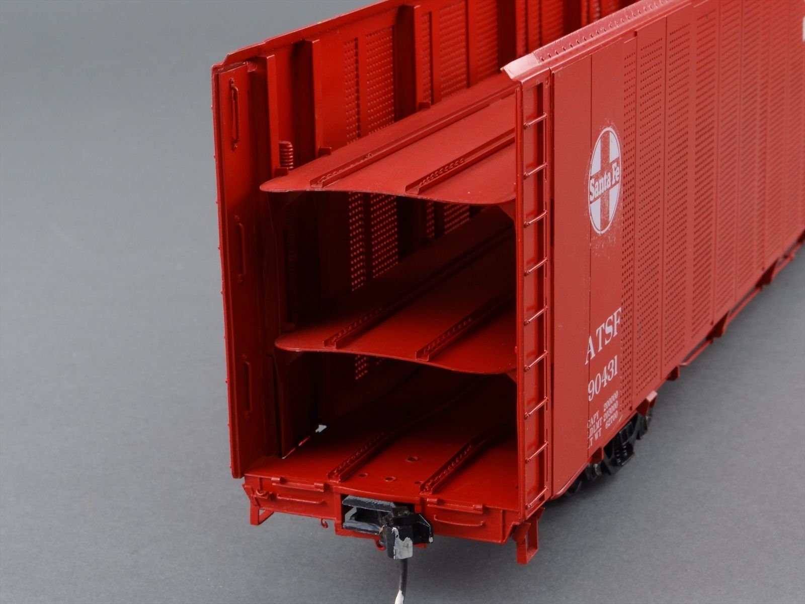 O Scale Brass OMI 0769 Overland ATSF Santa Fe Safe-Pak Tri-Level Auto ...