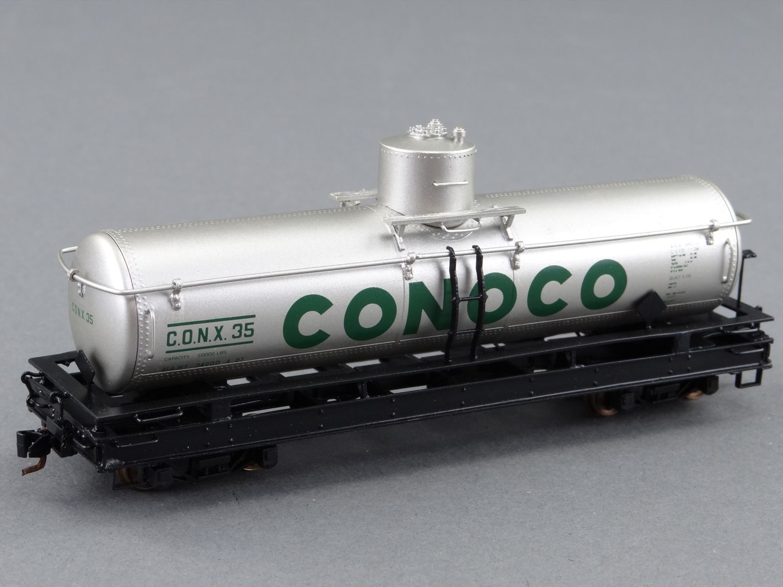 HOn3 Brass Model Train - BLW Berlyn Locomotive Works Conoco Tank Car #35 - 1930's Version