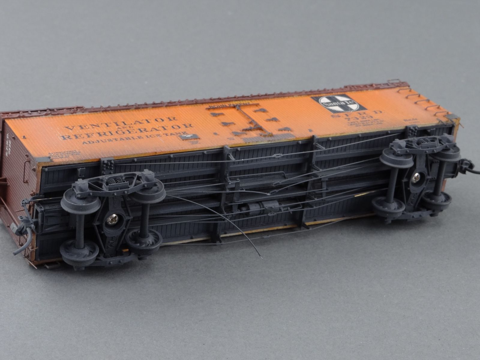 HO Westerfield 10801 Pro Built Kit - SFRD Santa Fe Reefer Refrigerator ...