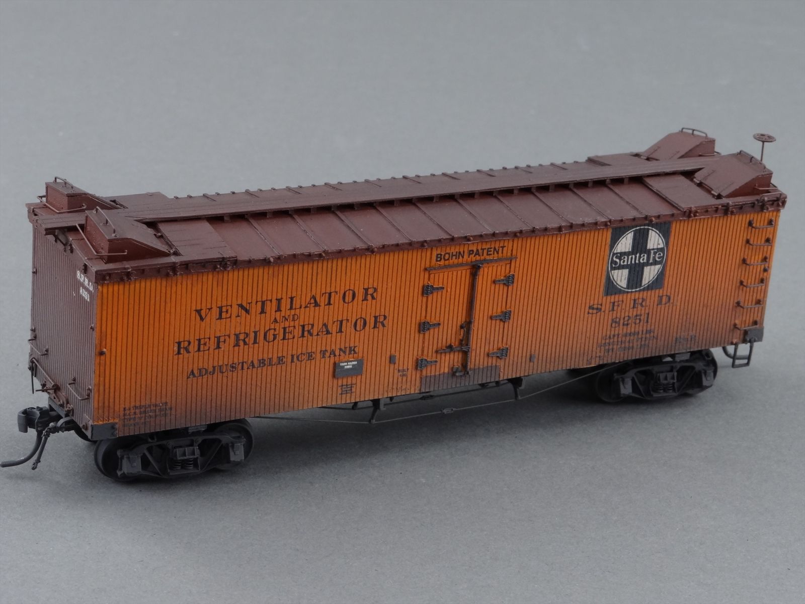 HO Westerfield 10802 Pro Built Kit - SFRD Santa Fe Reefer Refrigerator ...