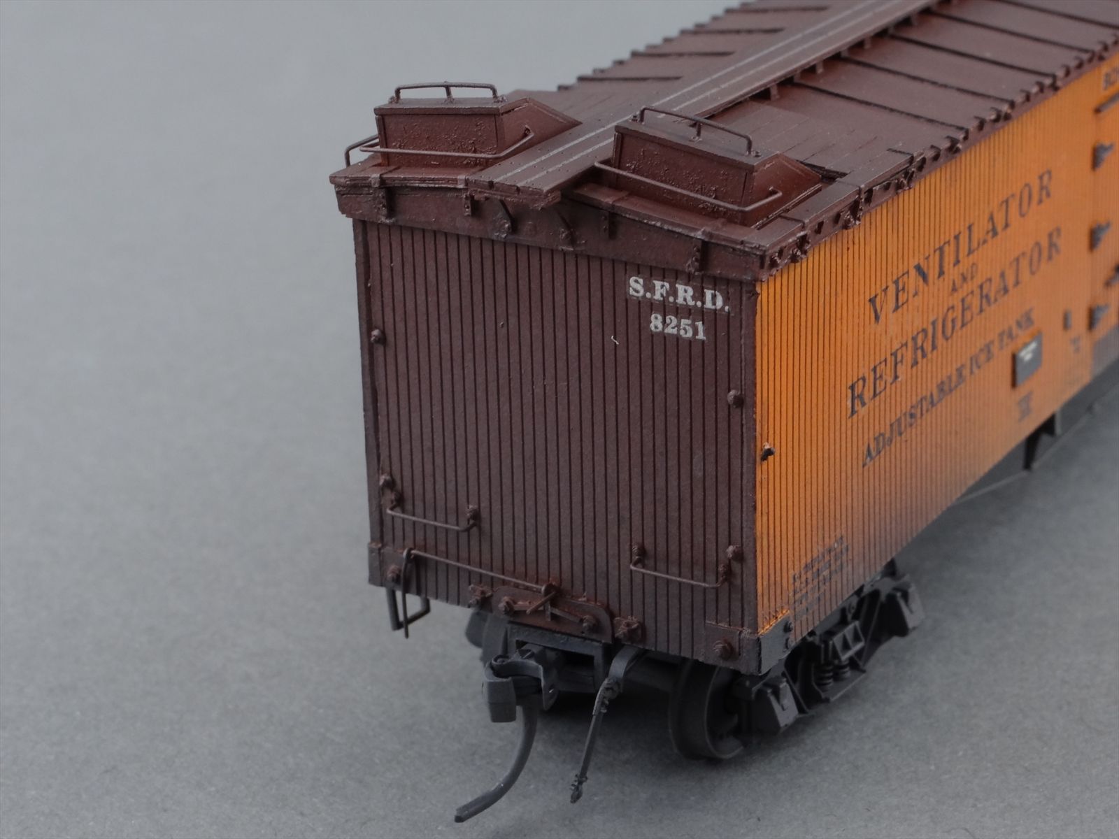 HO Westerfield 10802 Pro Built Kit - SFRD Santa Fe Reefer Refrigerator ...