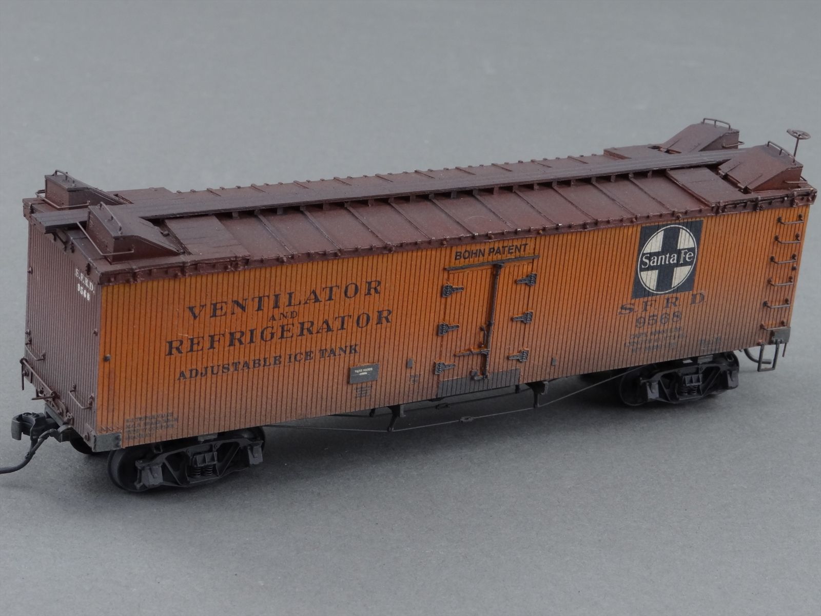 HO Westerfield 10802 Pro Built Kit - SFRD Santa Fe Reefer Refrigerator ...