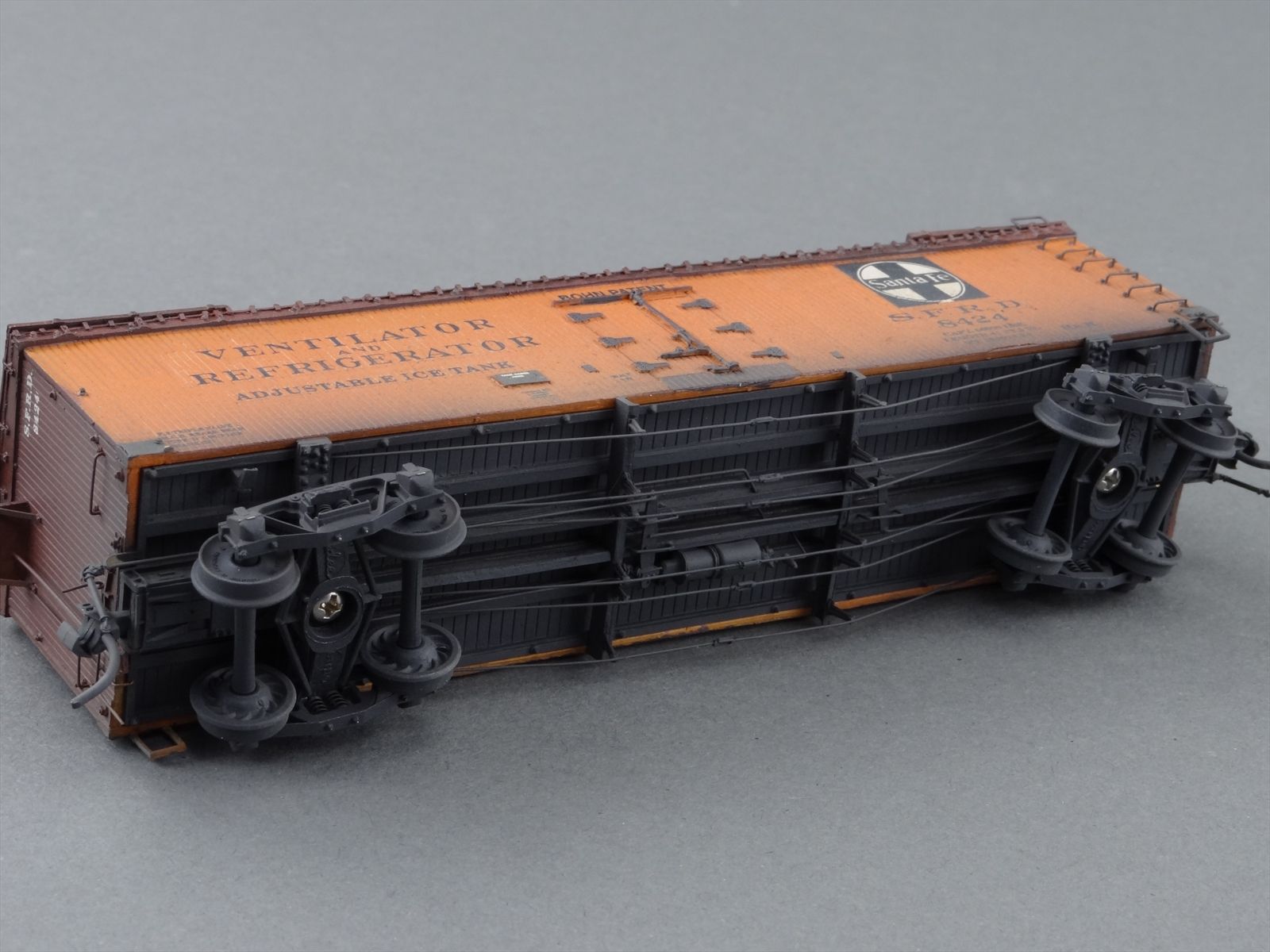 HO Westerfield 10802 Pro Built Kit - SFRD Santa Fe Reefer Refrigerator ...