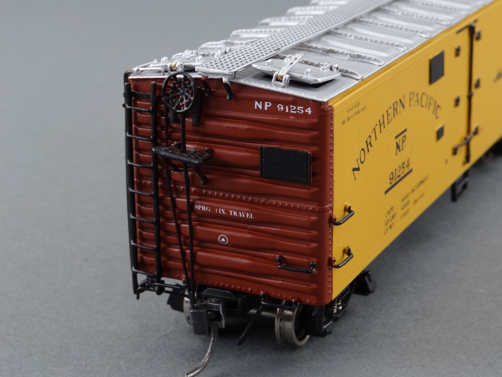 HO Brass Model Train - CIL 2140.2 NP Northern Pacific Reefer 'Main ...