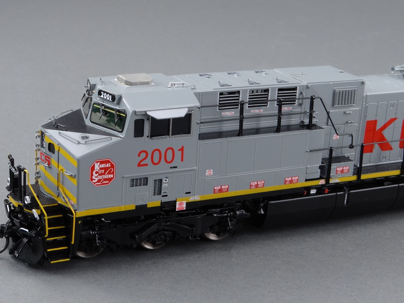 HO Brass Model Train - OMI Overland KCS Kansas City Southern - AC4400CW #2001