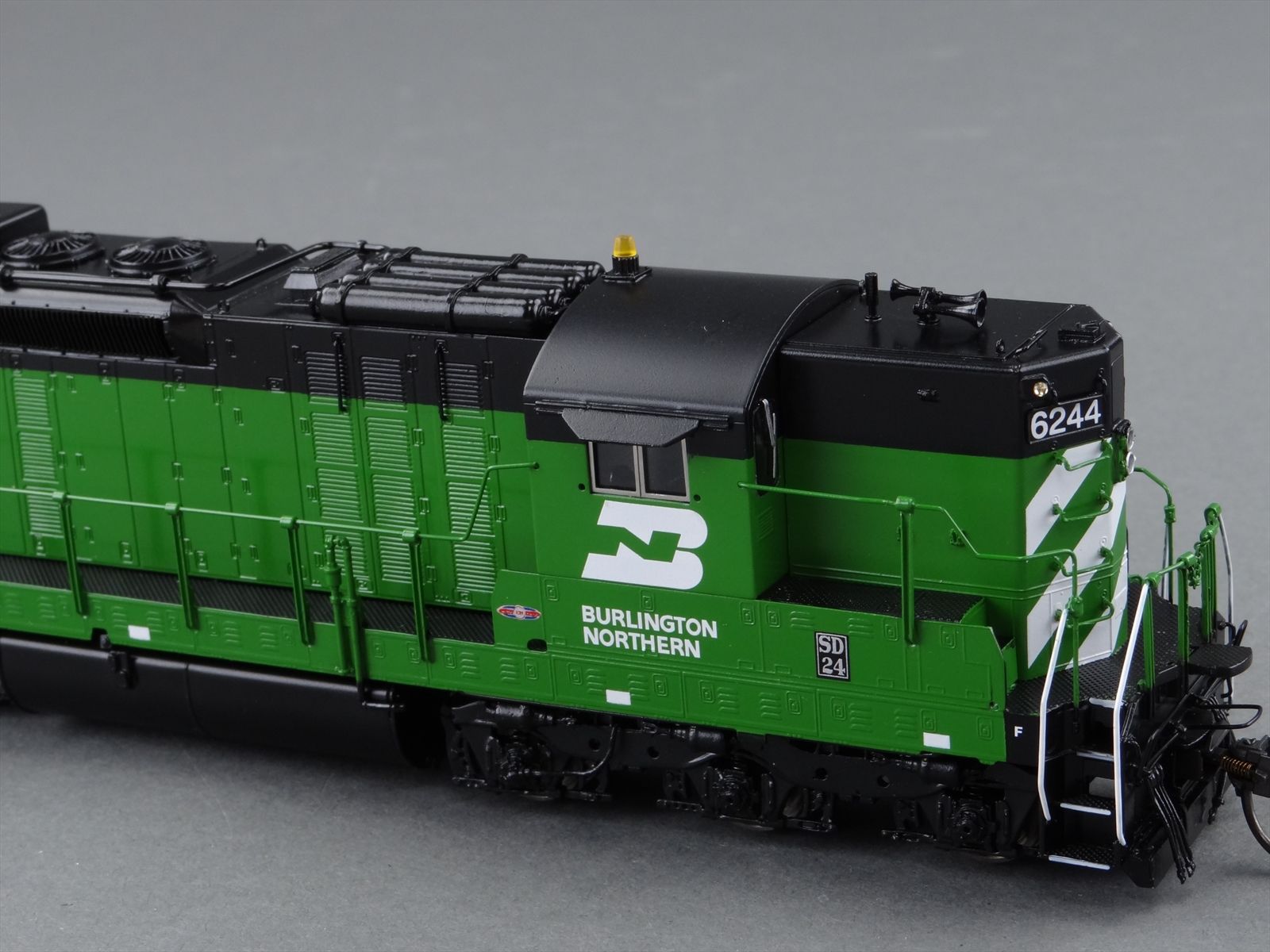 HO Brass Model Train - OMI 6762.1 Burlington Northern BN SD24 #6244 Diesel - ex CB&Q