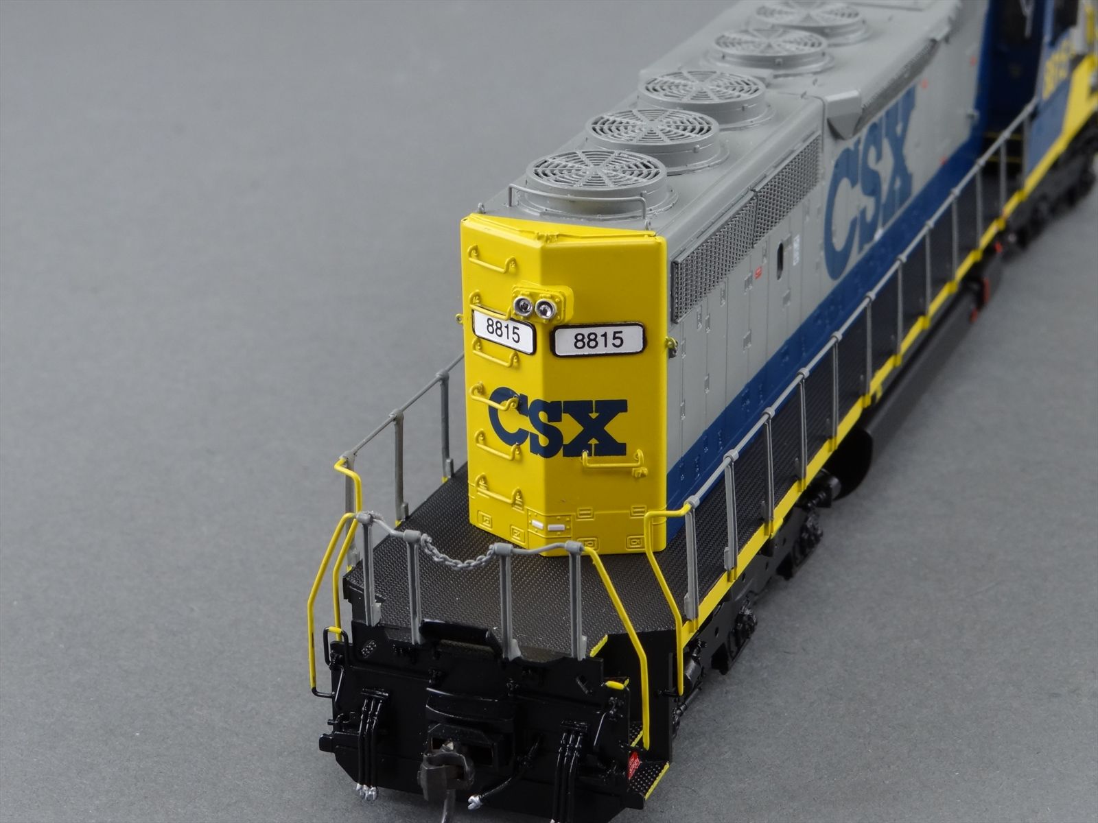 HO Brass Model Train - OMI 87010001.3 Overland CSX SD40-2 Diesel #8815 ...