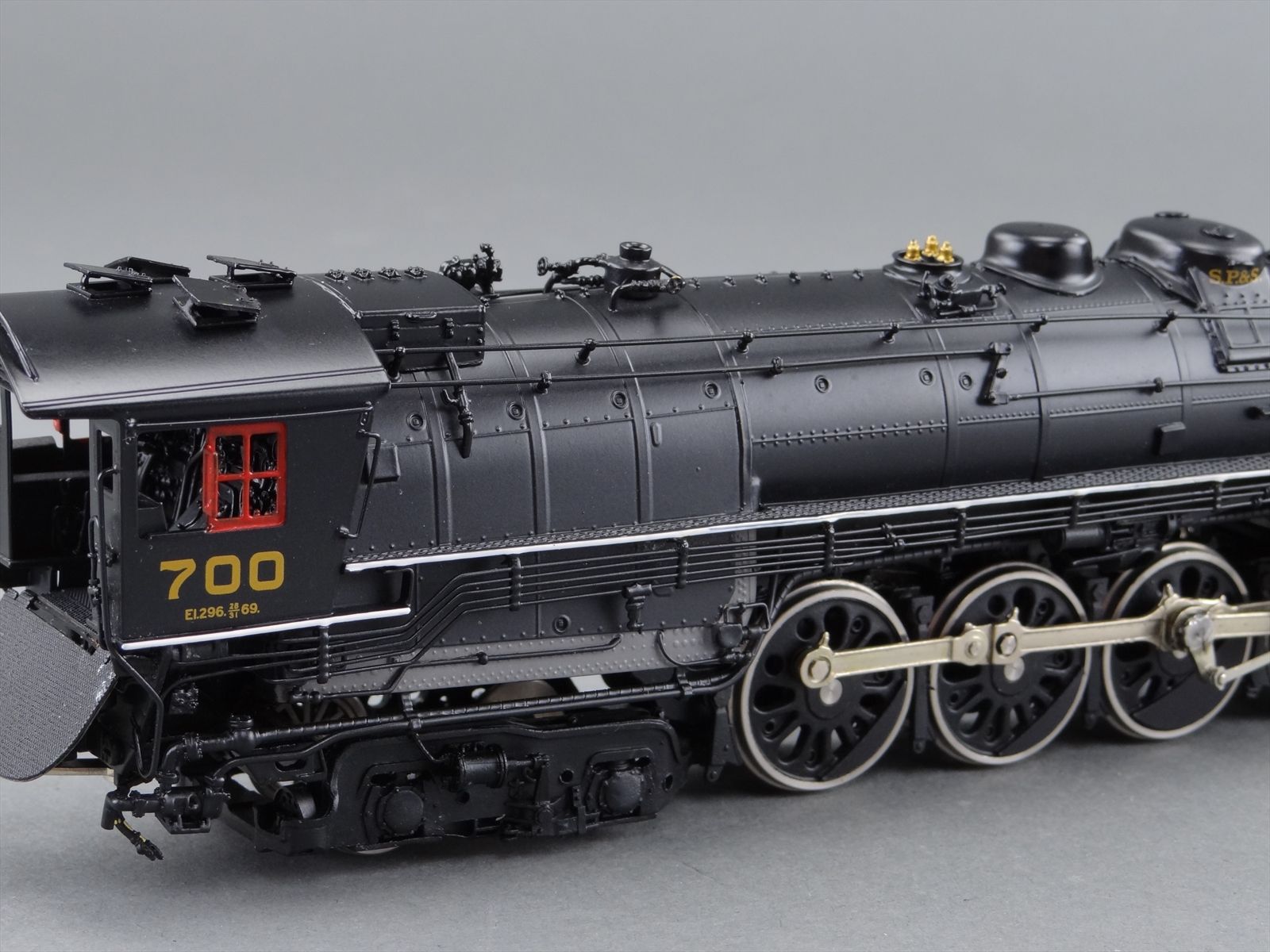 HO Brass Model Train - W&R Enterprises SP&S 4-8-4 Class E-1 #700 - Black