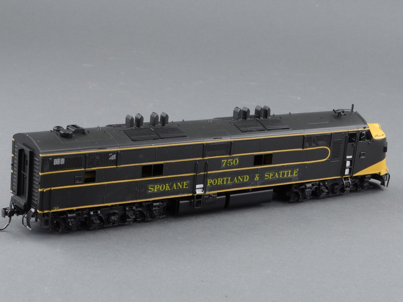 HO Brass Model Train - OMI 6136 SP&S E7A Diesel #750 - Custom