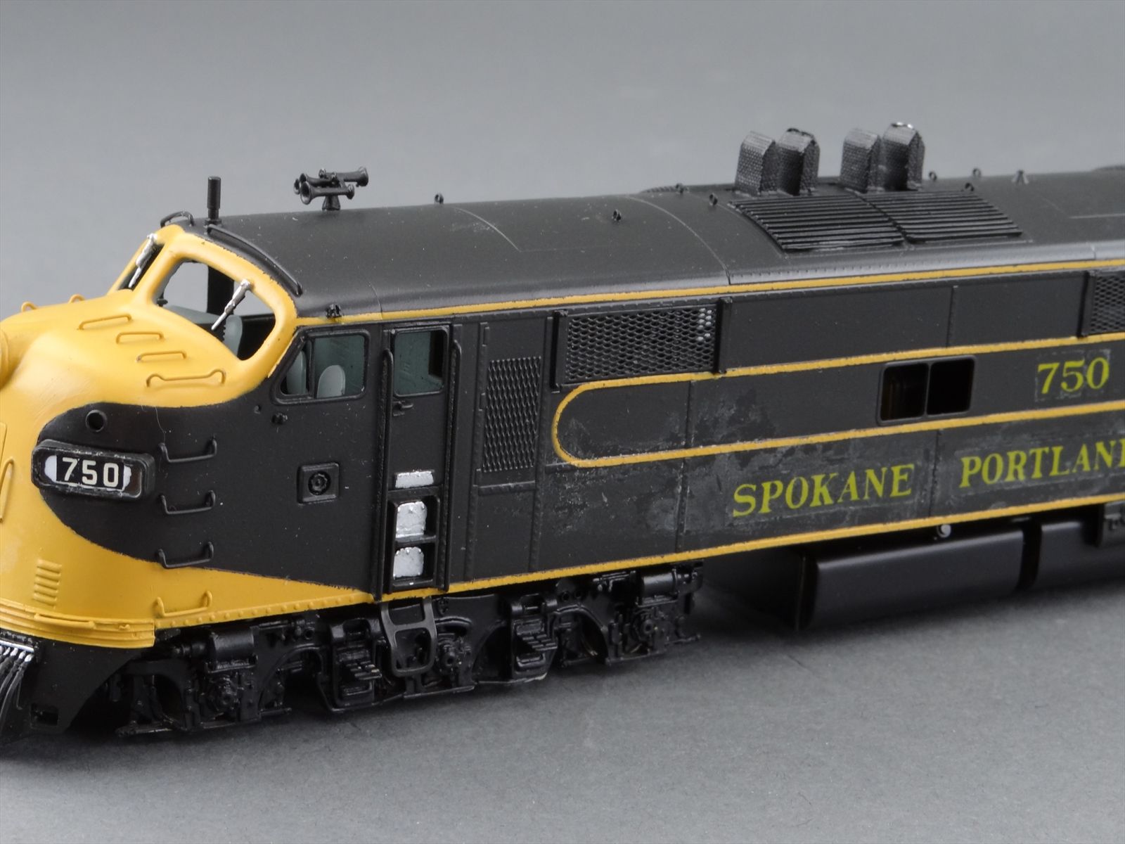 HO Brass Model Train - OMI 6136 SP&S E7A Diesel #750 - Custom