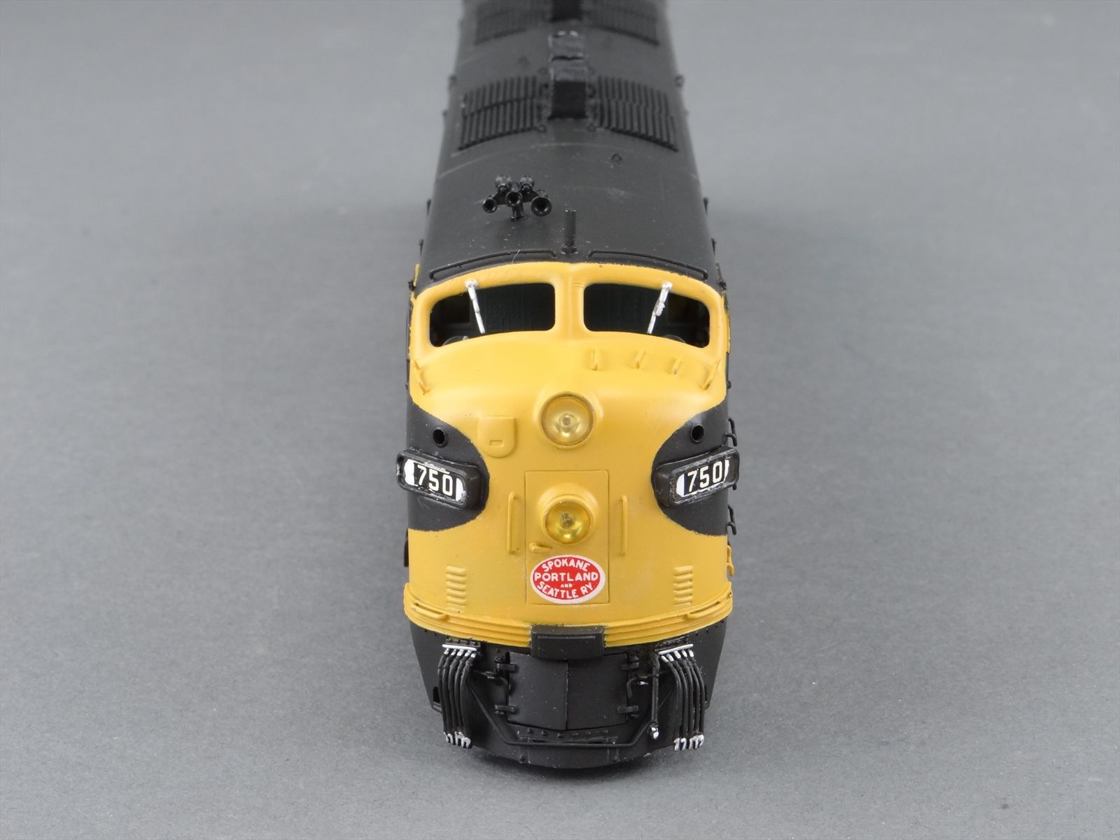 HO Brass Model Train - OMI 6136 SP&S E7A Diesel #750 - Custom