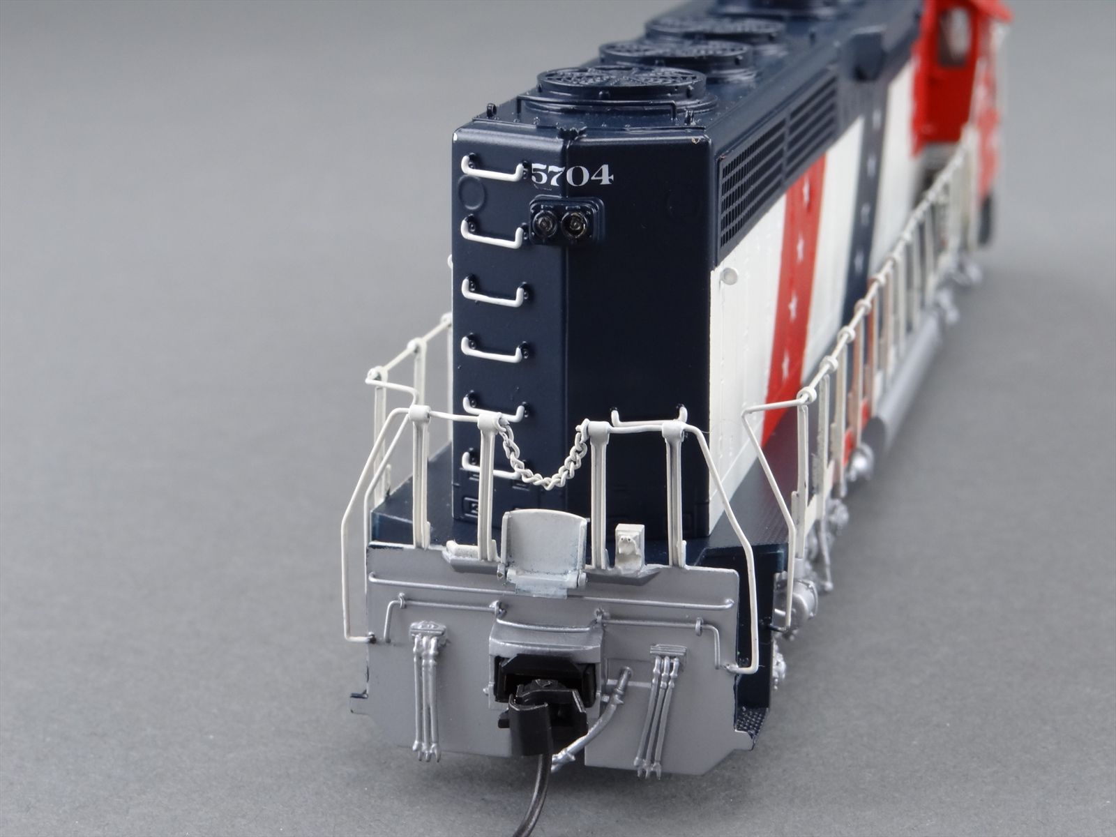HO Brass Model Train - OMI 6375.1 ATSF Santa Fe Bicentennial SD45-2 ...
