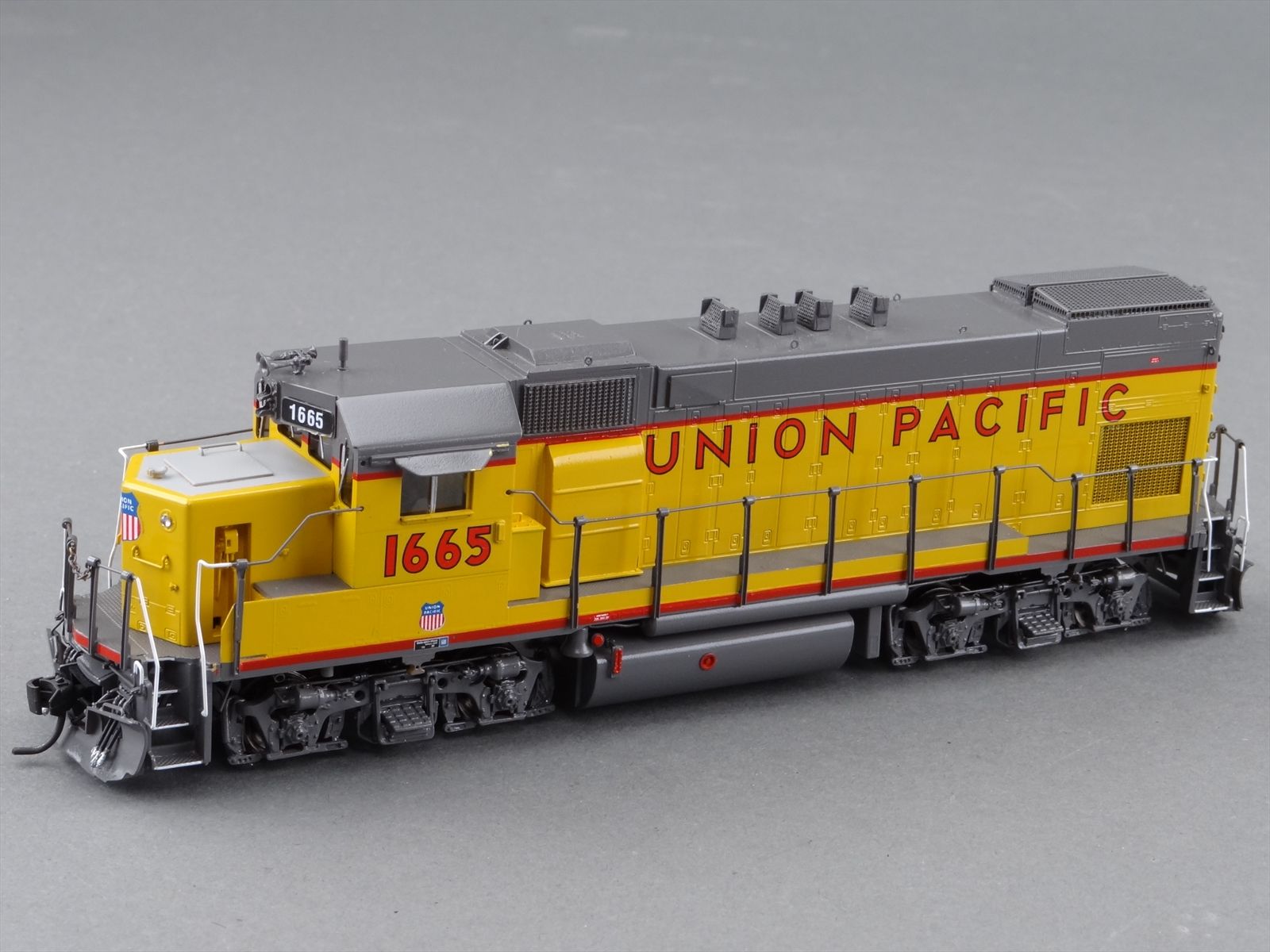 HO Brass Model Train - OMI 6750.1 Overland - UP Union Pacific GP15-1 - CUSTOM #1665