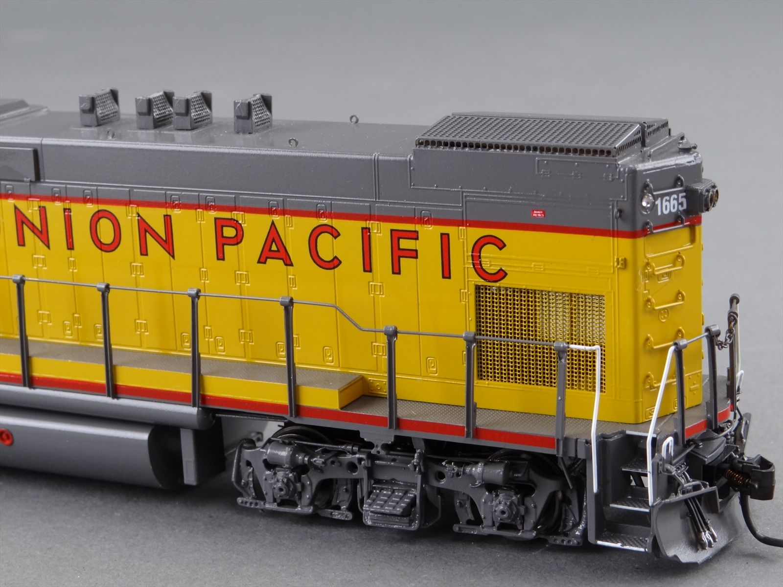 HO Brass Model Train - OMI 6750.1 Overland - UP Union Pacific GP15-1 - CUSTOM #1665
