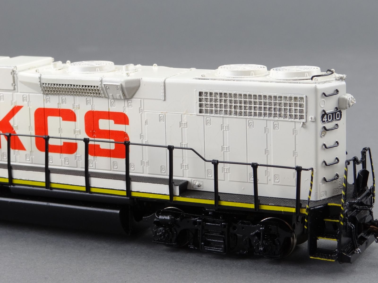 HO Brass Model Train - OMI 1868 KCS Kansas City Southern GP38-2 Diesel ...
