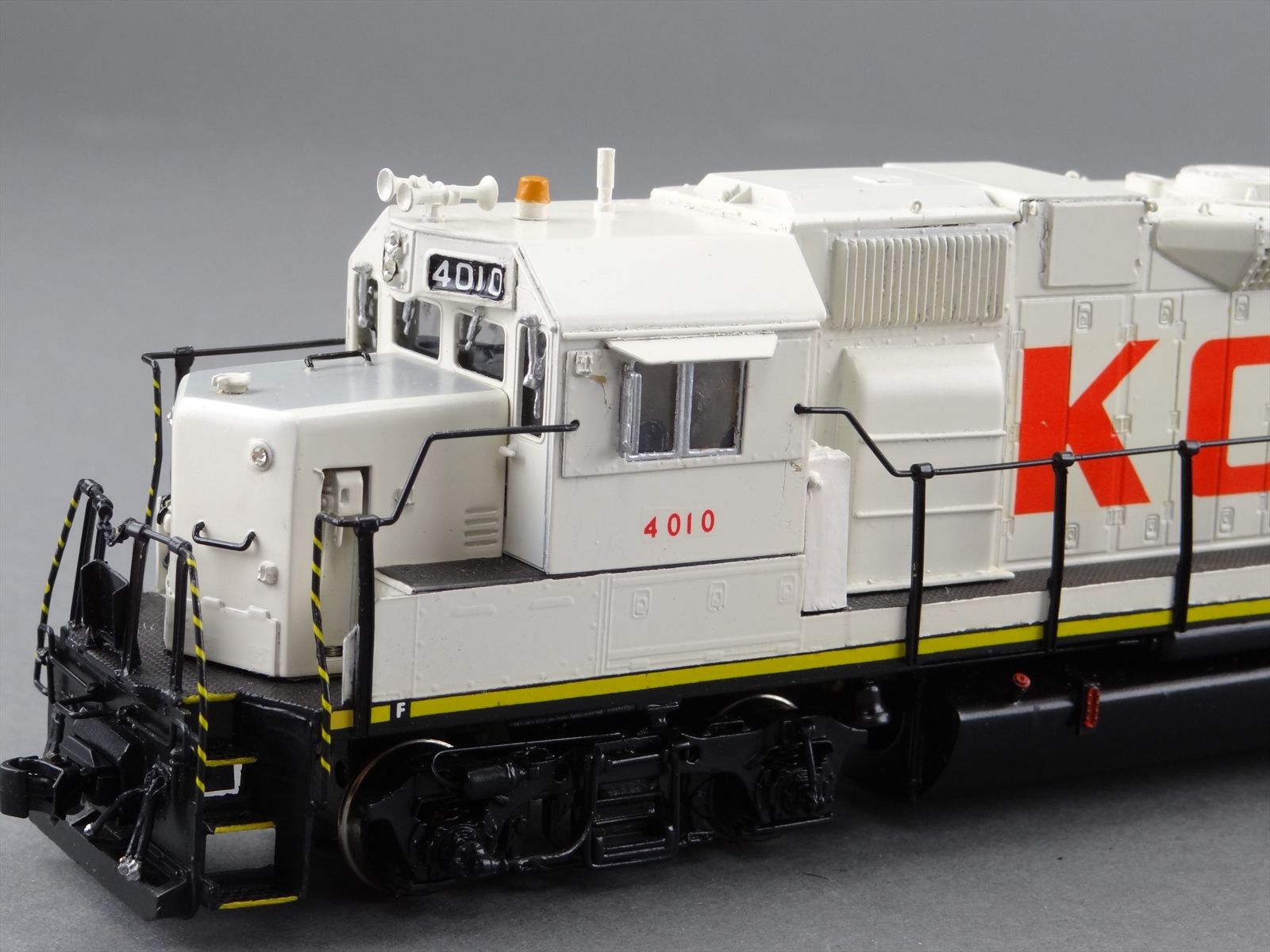 HO Brass Model Train - OMI 1868 KCS Kansas City Southern GP38-2 Diesel ...