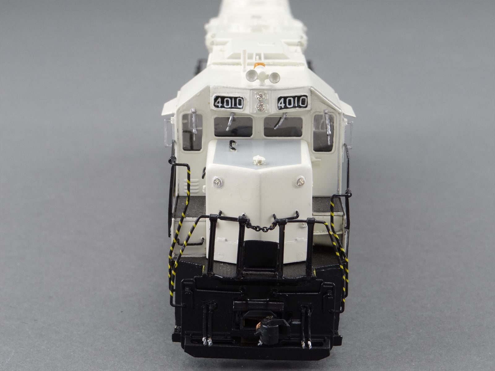 HO Brass Model Train - OMI 1868 KCS Kansas City Southern GP38-2 Diesel ...