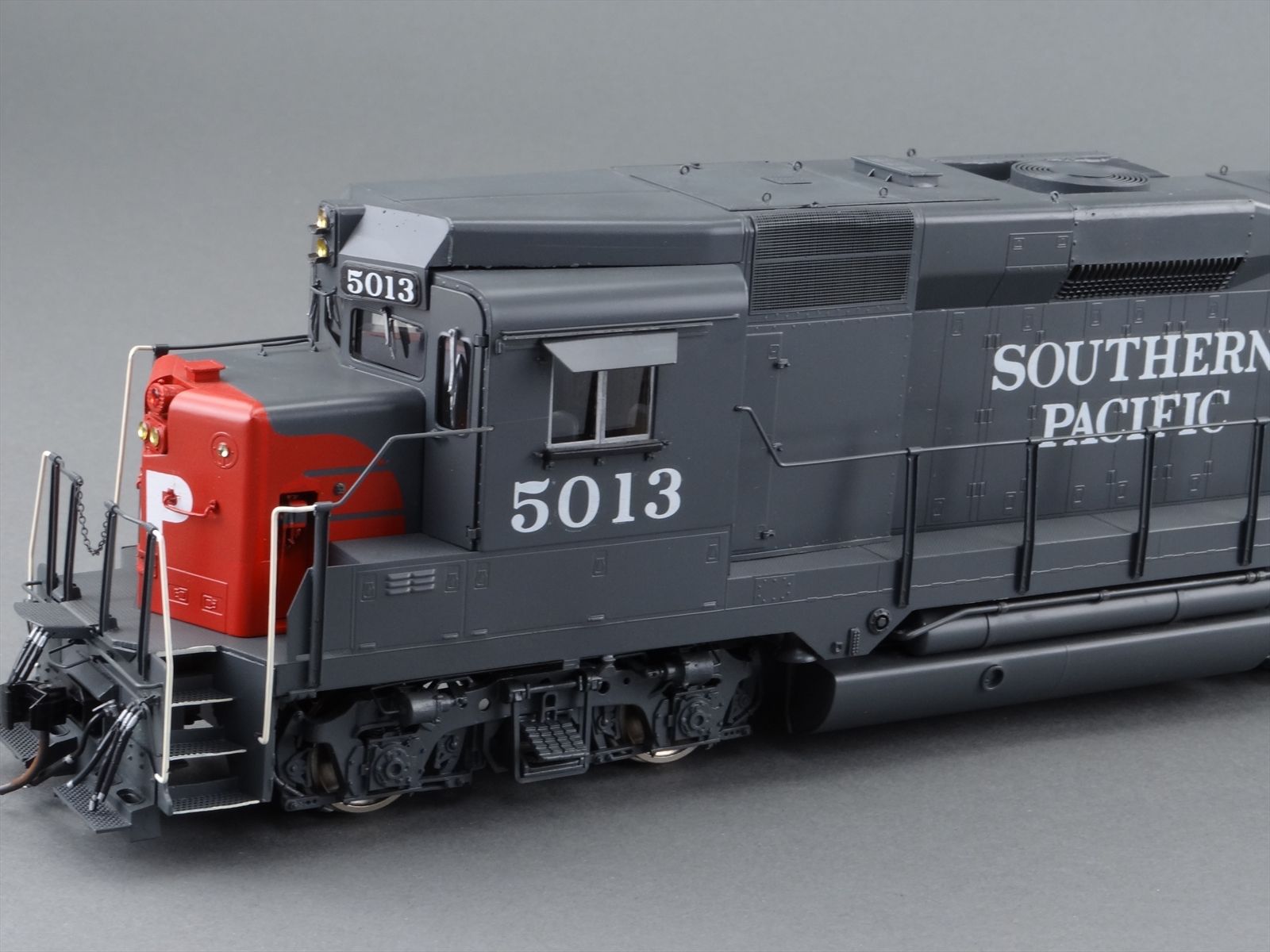 O Scale 2-Rail Brass Model Train - OMI 0471 SP Southern Pacific GP30 ...