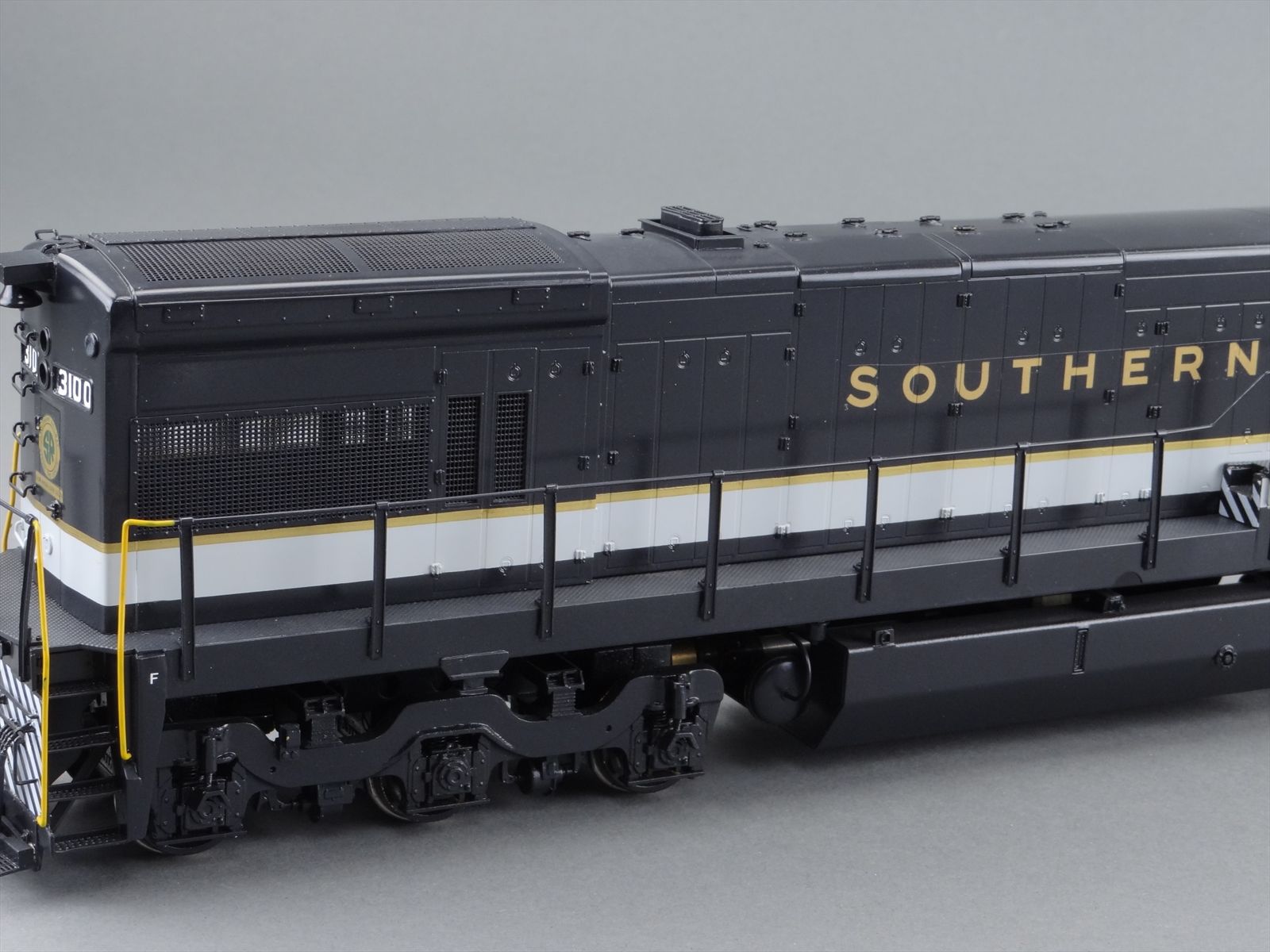 O 2-Rail Brass - OMI 0241 Overland Southern GE U30C High Hood Diesel ...