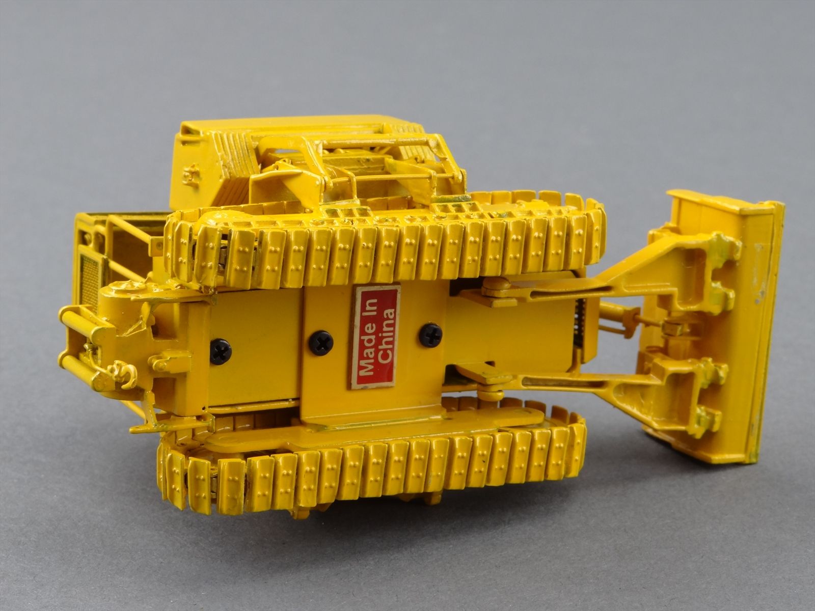 HO Brass OMI 3377.1 Overland Bulldozer with Side Boom - Painted Yellow