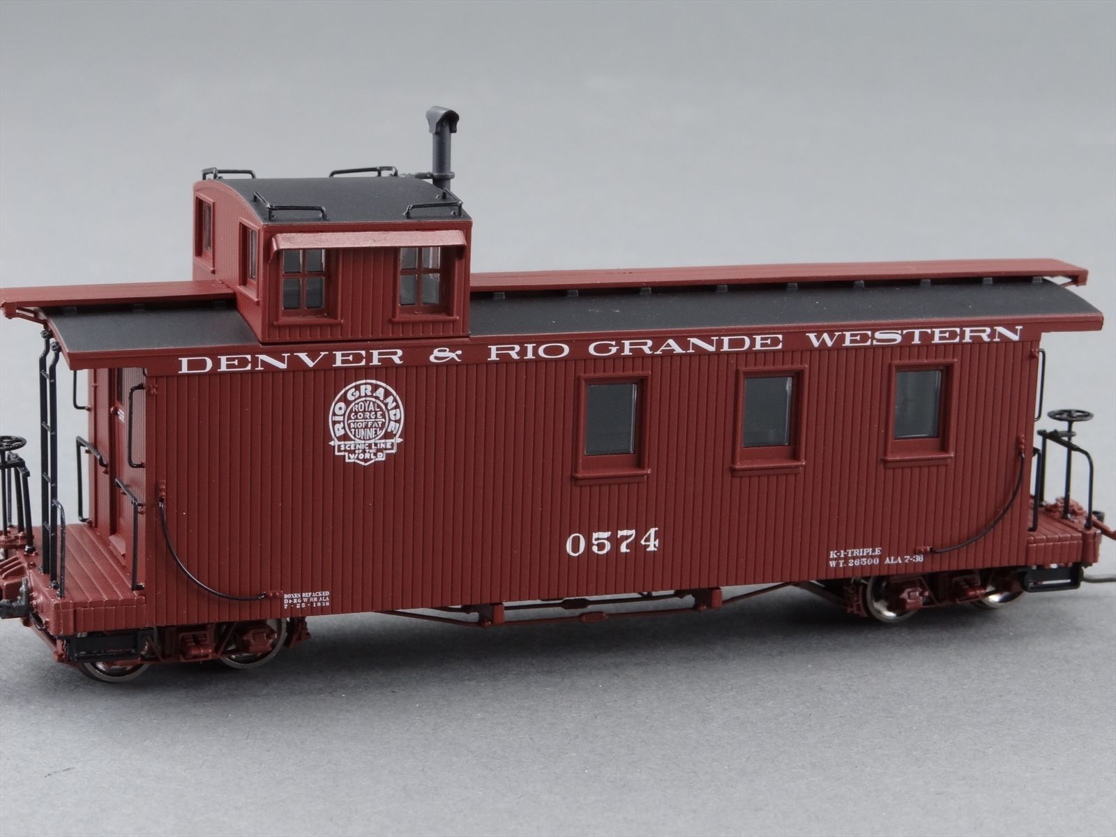 HO Scale Blackstone PN B340959 D&RGW #0574 Long Caboose