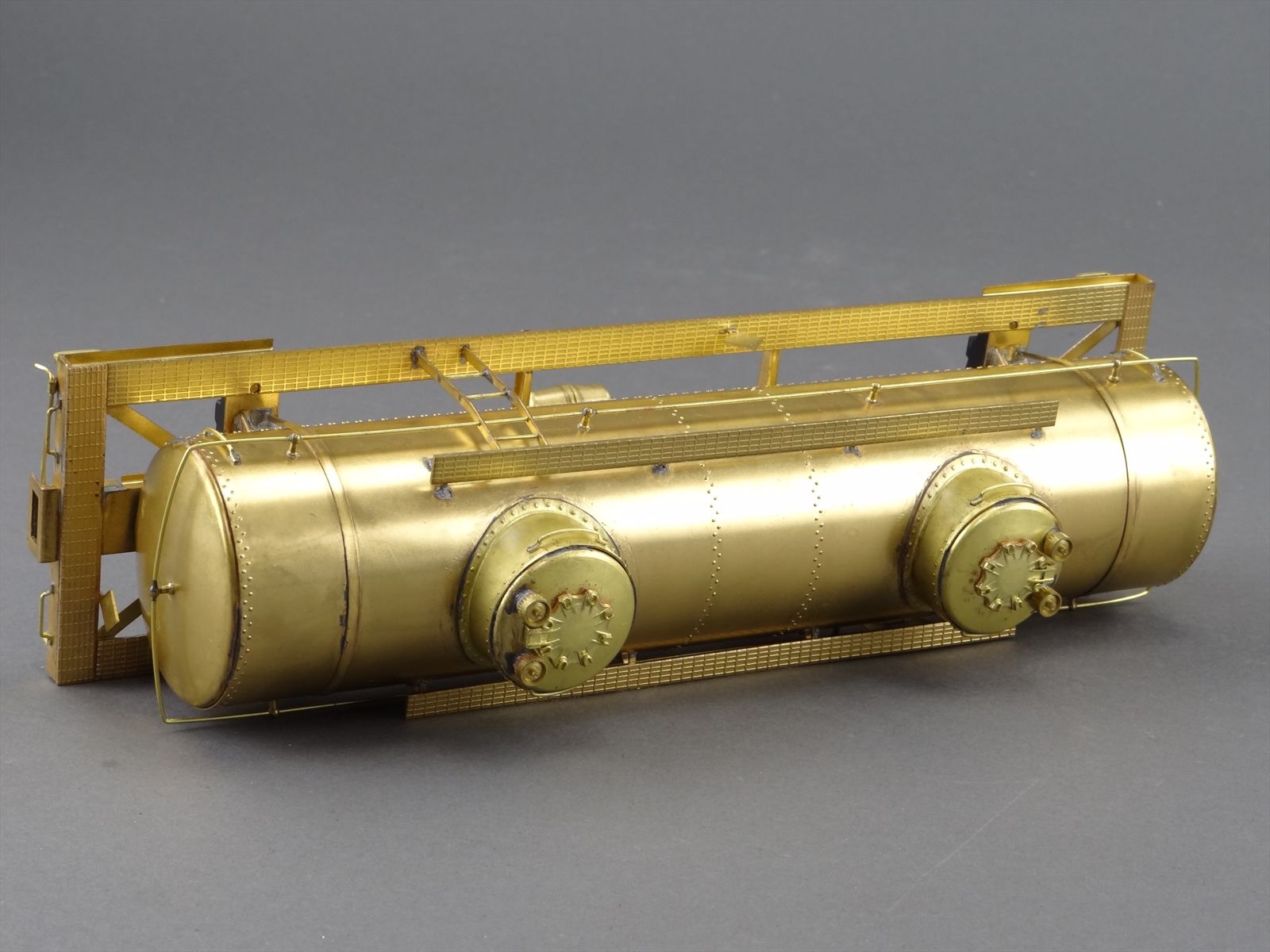 O Scale Brass US Hobbies 302 8,000 Gallon Double Dome Tank Car - Less ...