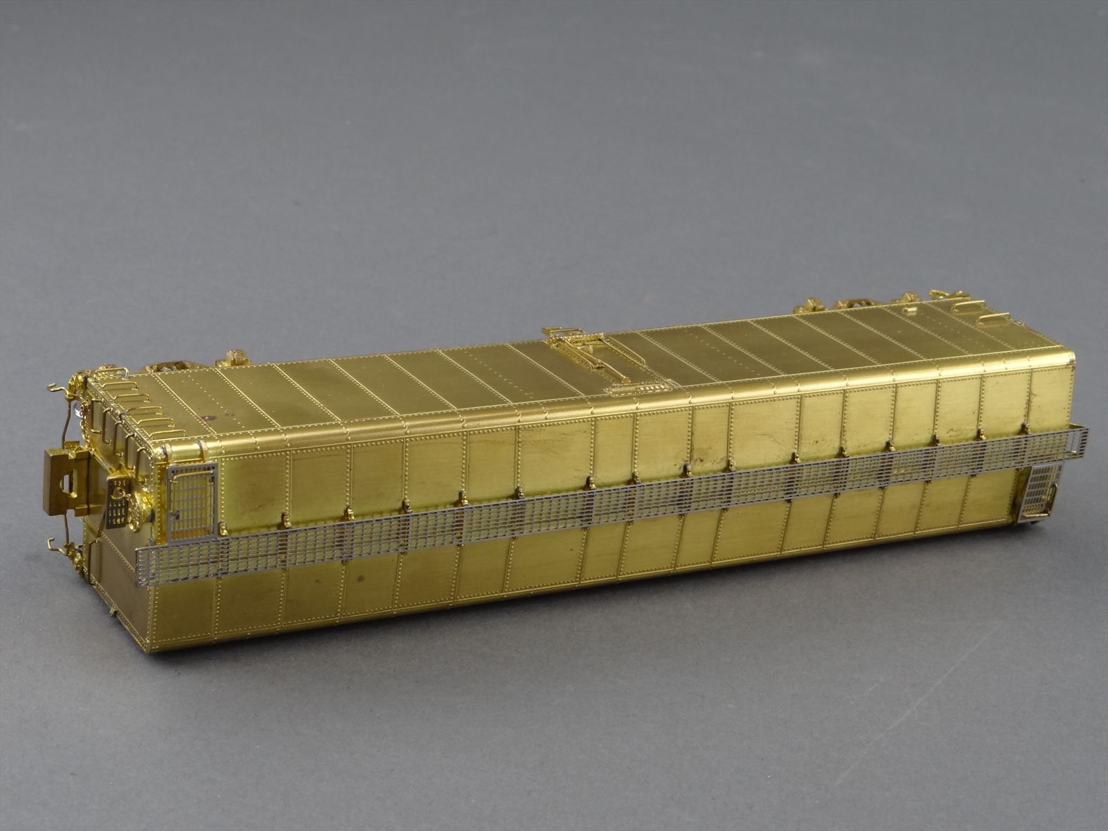 HO OMI 3055 Pfaudler 50' Milk Tank Car GPEX #1021 - w/ Interior Detail