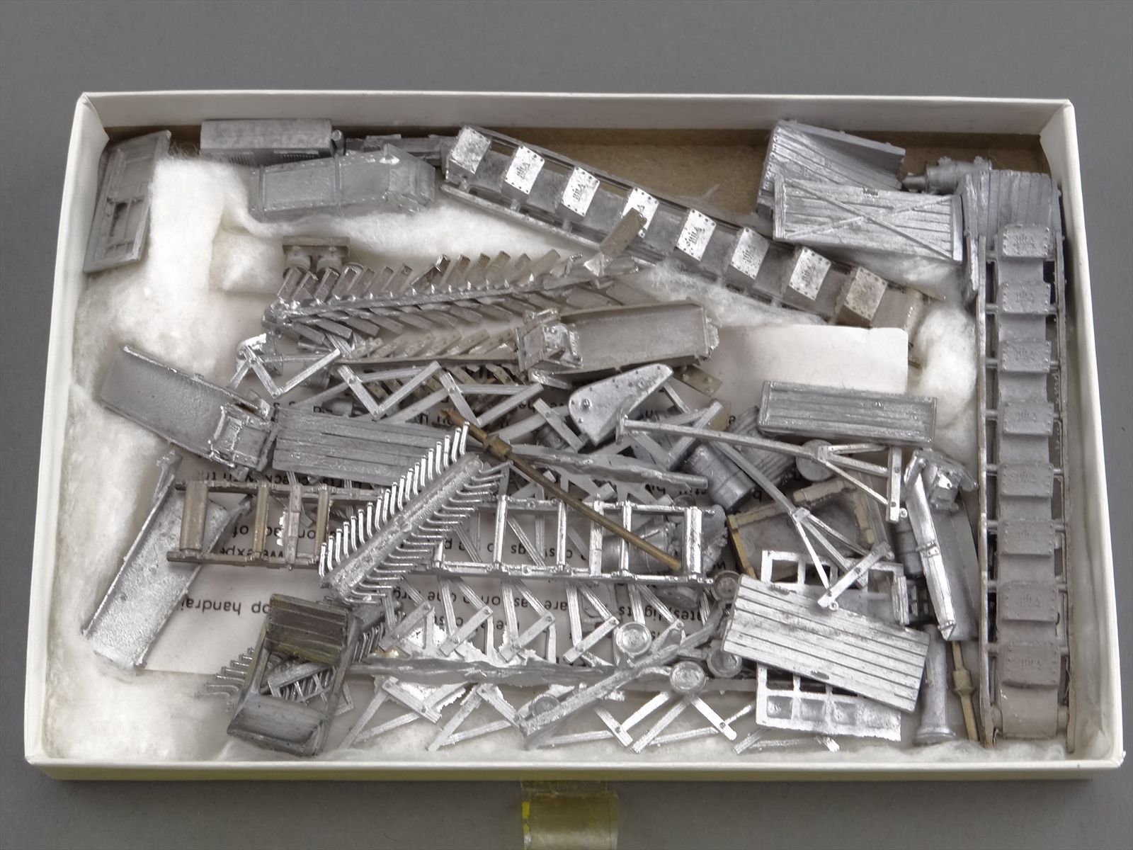 HO Craftsman Kit - FSM Fine Scale Miniatures Kit #165 The Rock Bunker