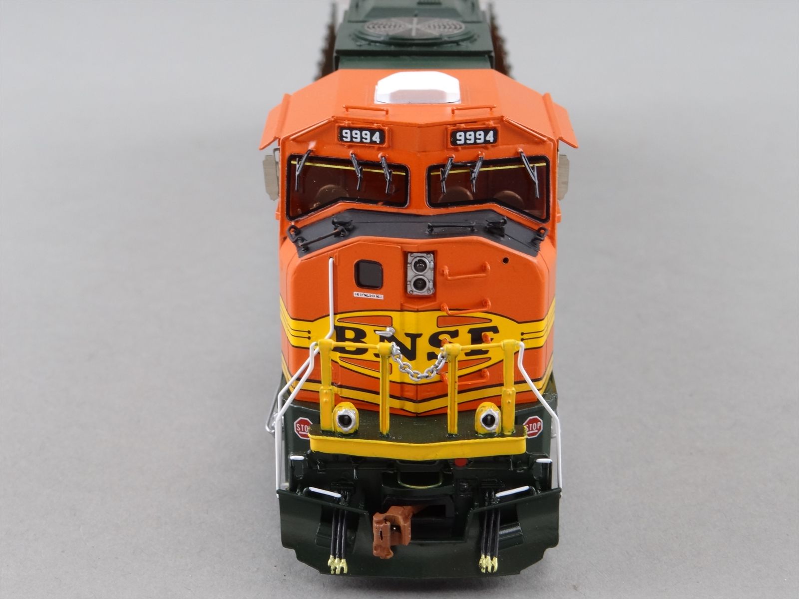 HO Brass Model Train - OMI 6622.1 BNSF Heritage II SD70MAC Diesel #9994 ...