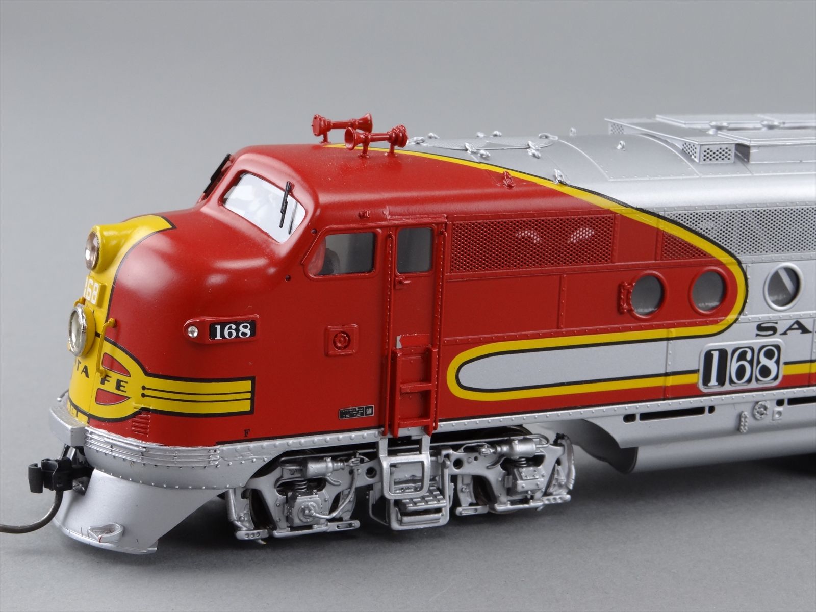 HO Brass Model Train - DP Division Point ATSF War Bonnet EMC FT FTA FTB ...